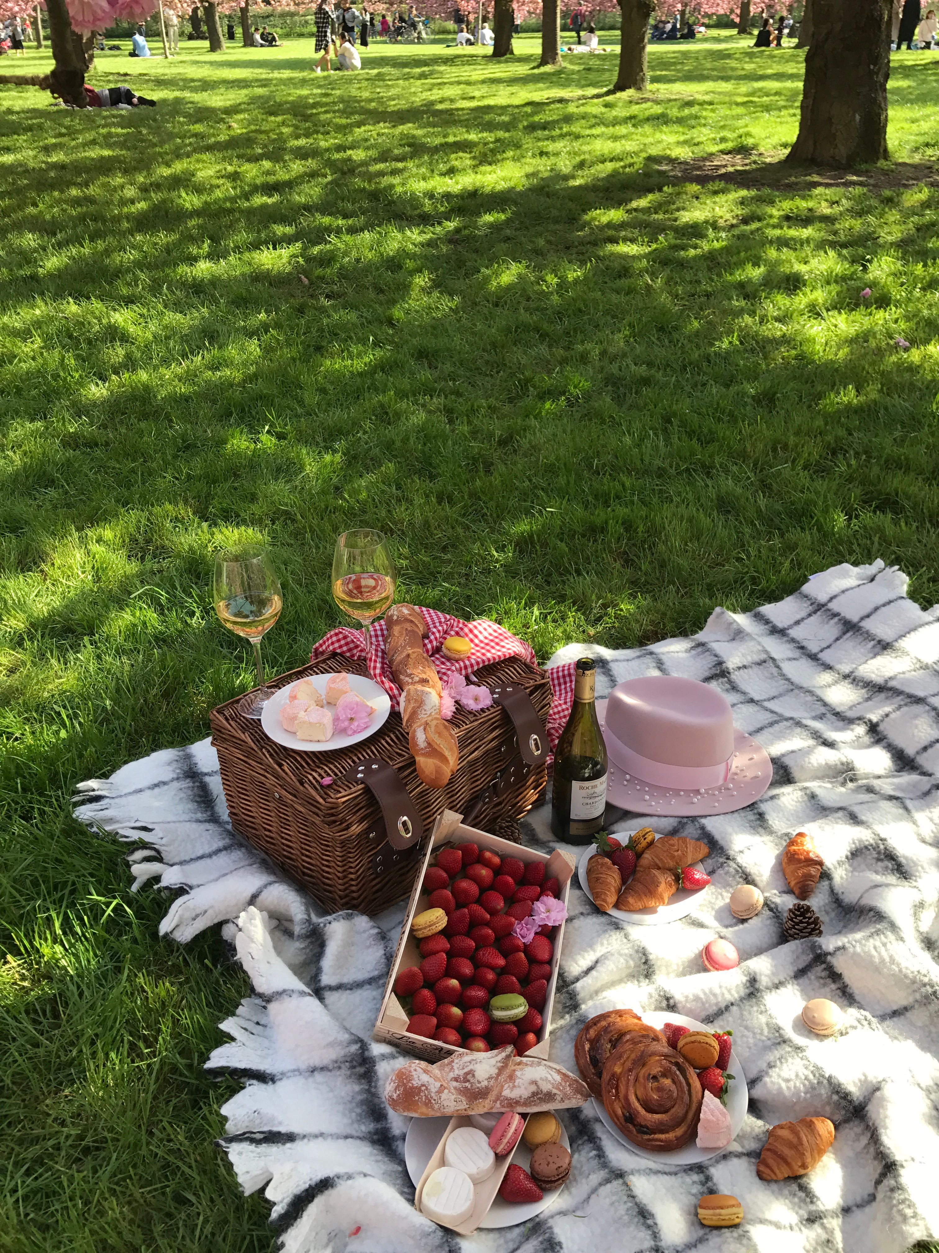 Spring Pastries Photos, Download The BEST Free Spring Pastries Stock ...