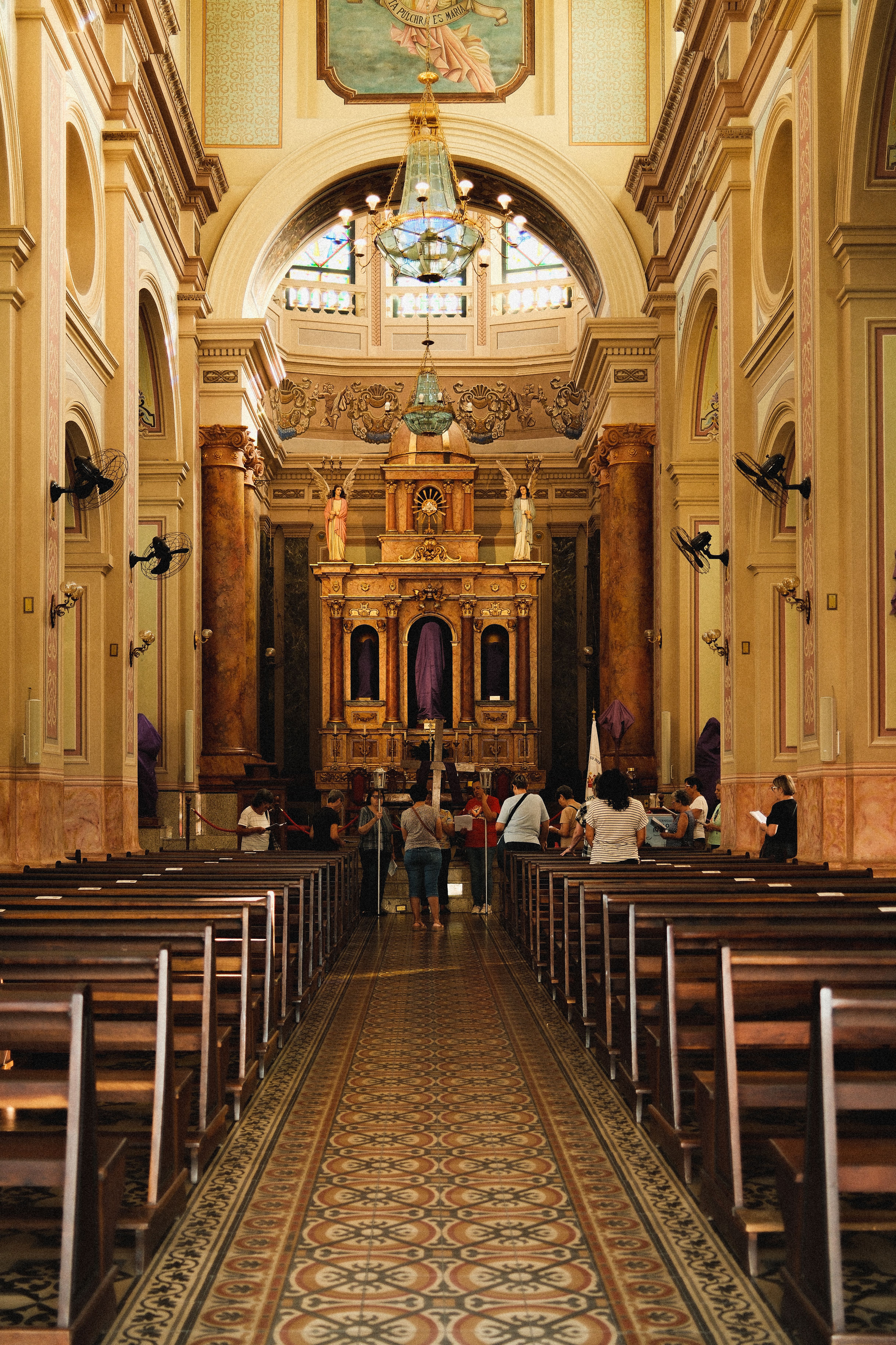Beautiful Interior of Historic Church in Daylight · Free Stock Photo