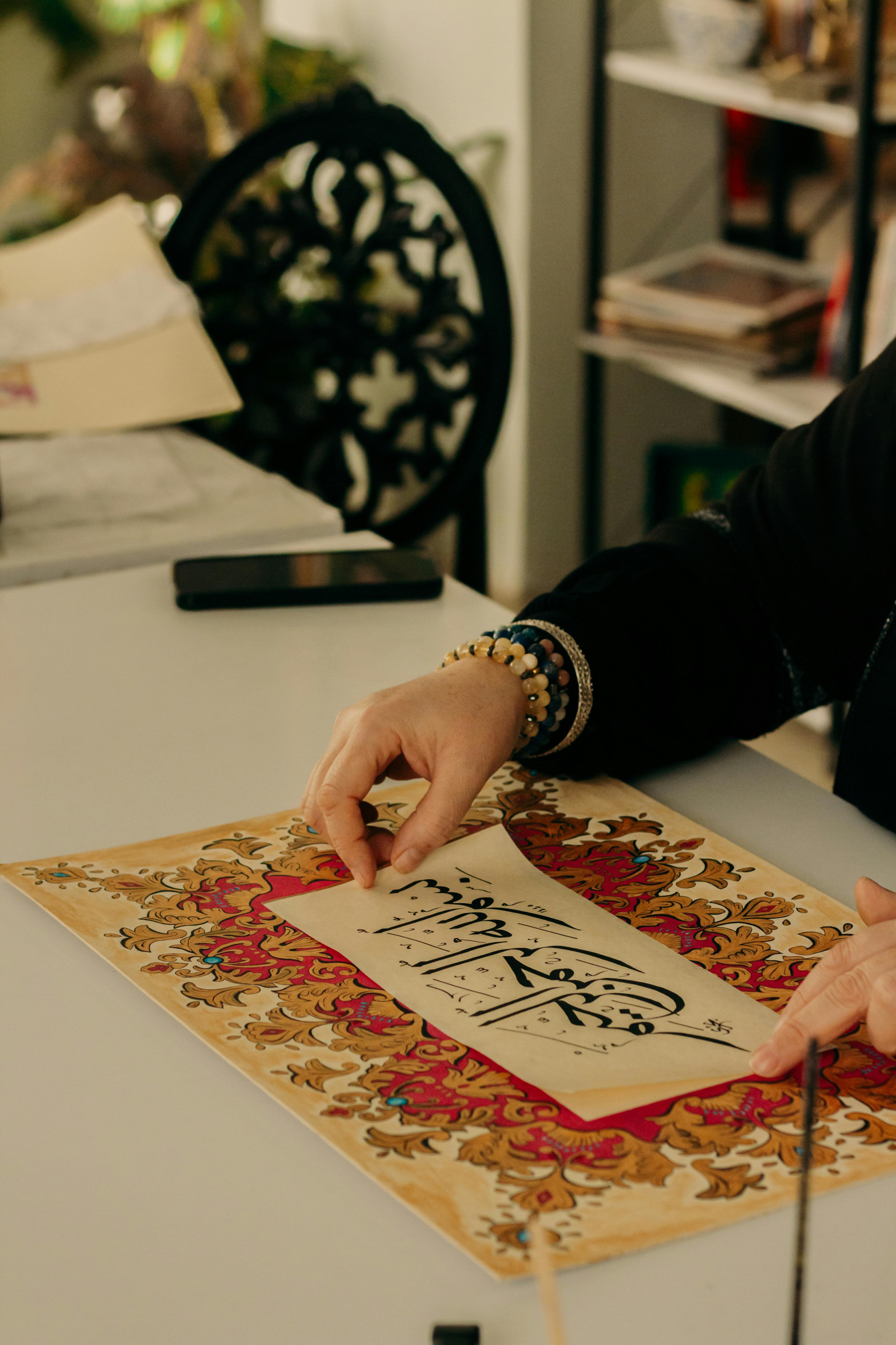 Script Loud Photos, Download The BEST Free Script Loud Stock Photos ...