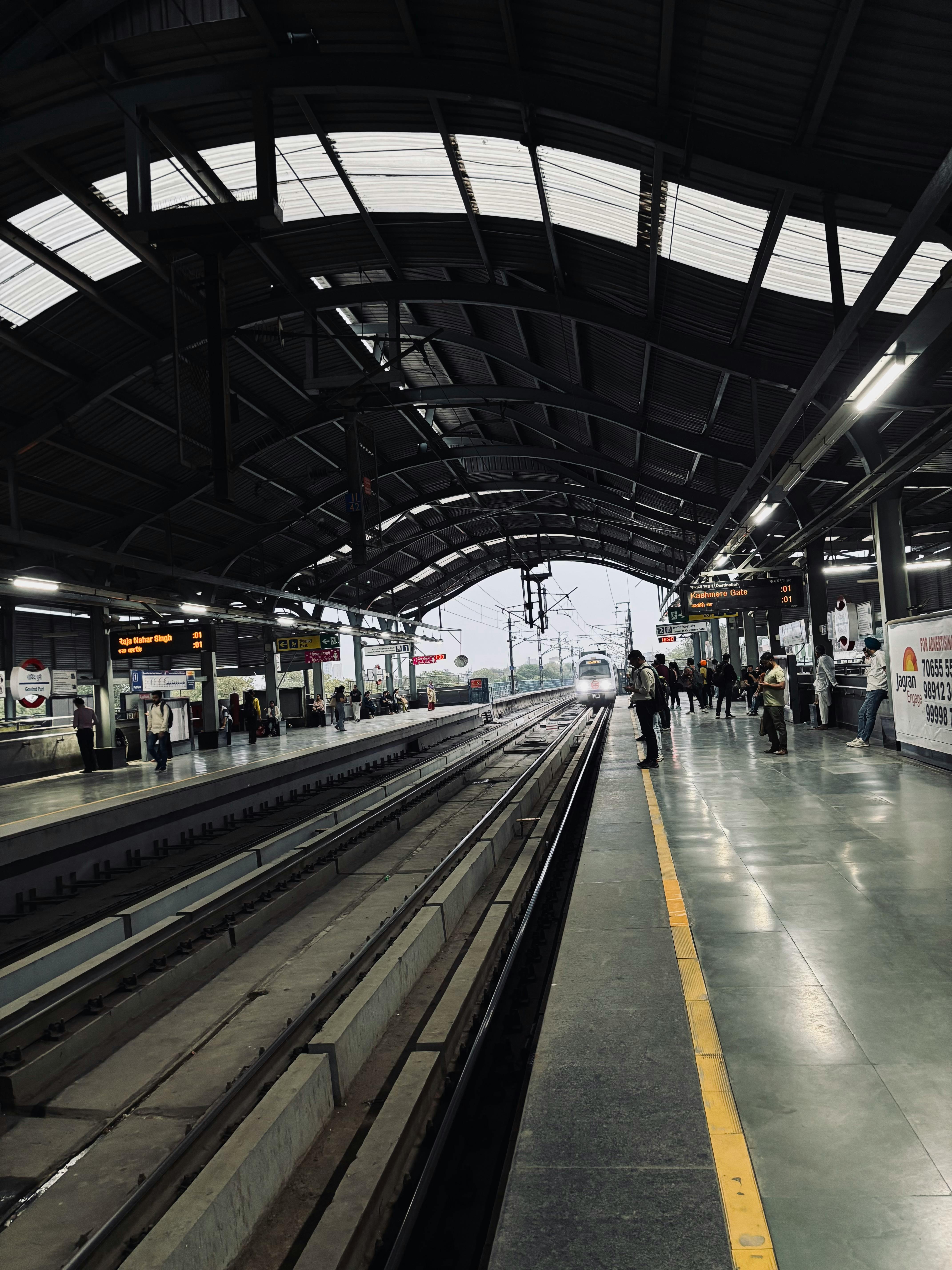 Busy Metro Station Platform in New Delhi · Free Stock Photo