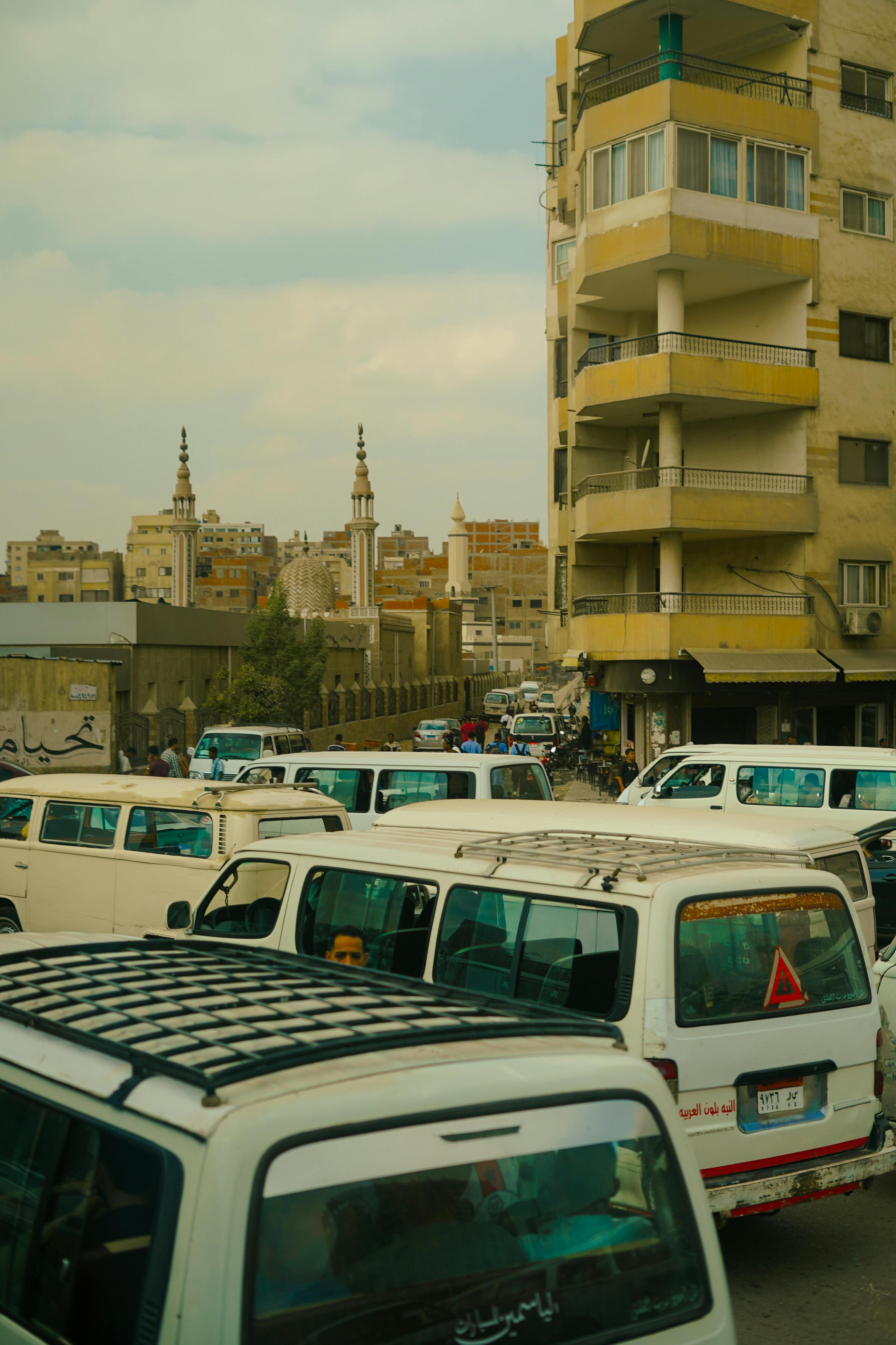 Cairo’s Busy Streets: Cairo Traffic Photos, Download The BEST Free ...