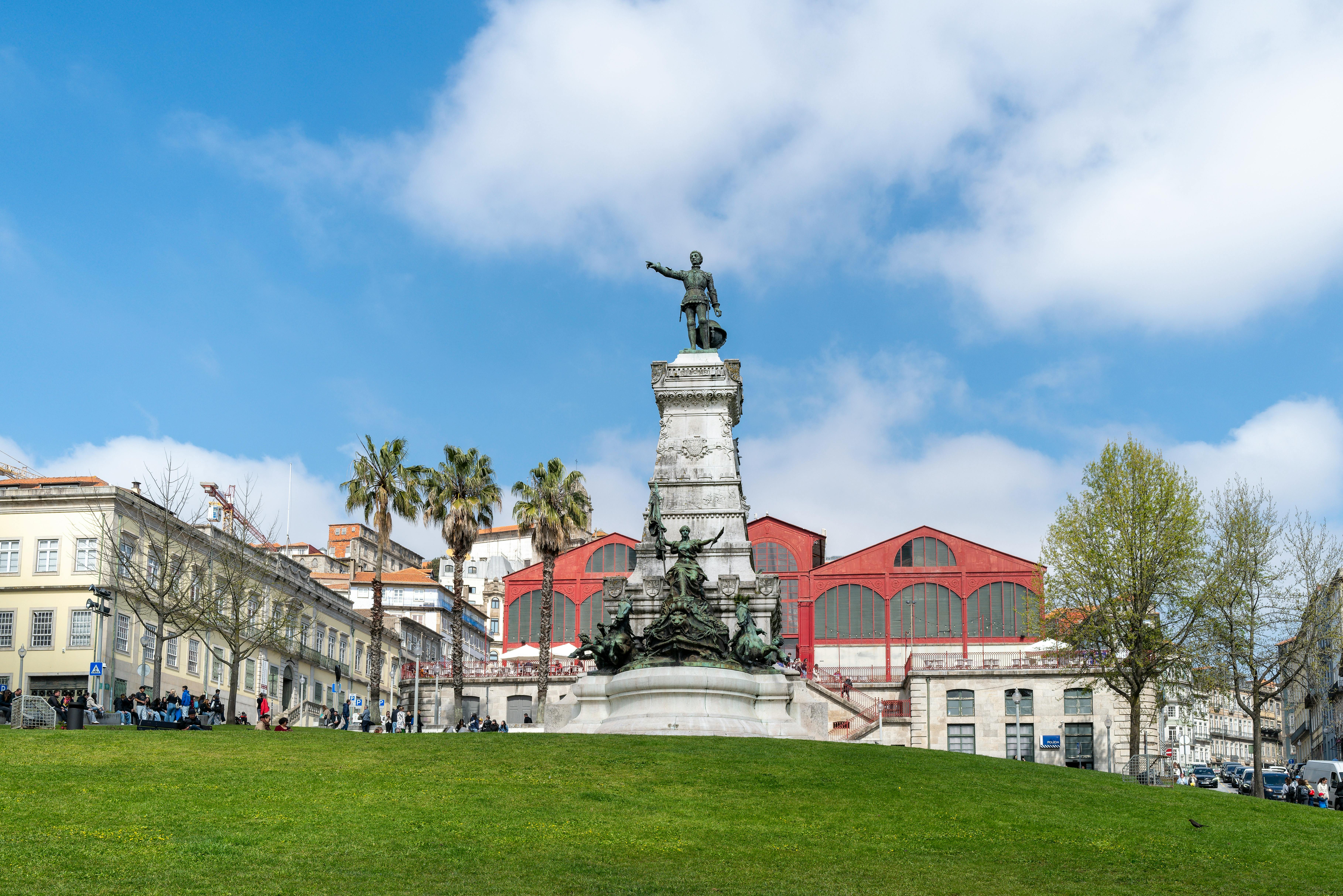 Prince Henry Statue in Porto, Portugal · Free Stock Photo