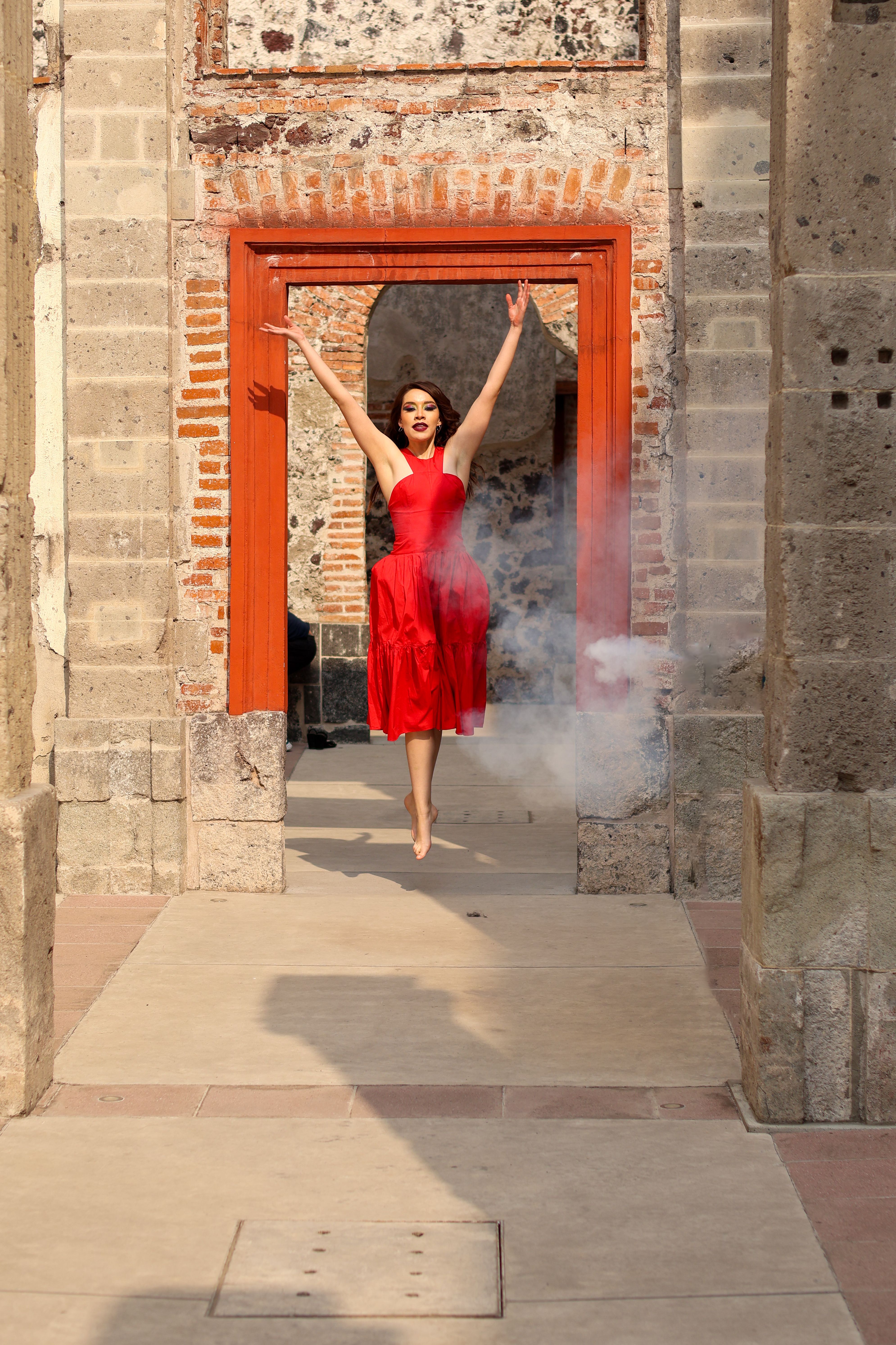 Korean Woman Jumping Photos, Download The BEST Free Korean Woman ...