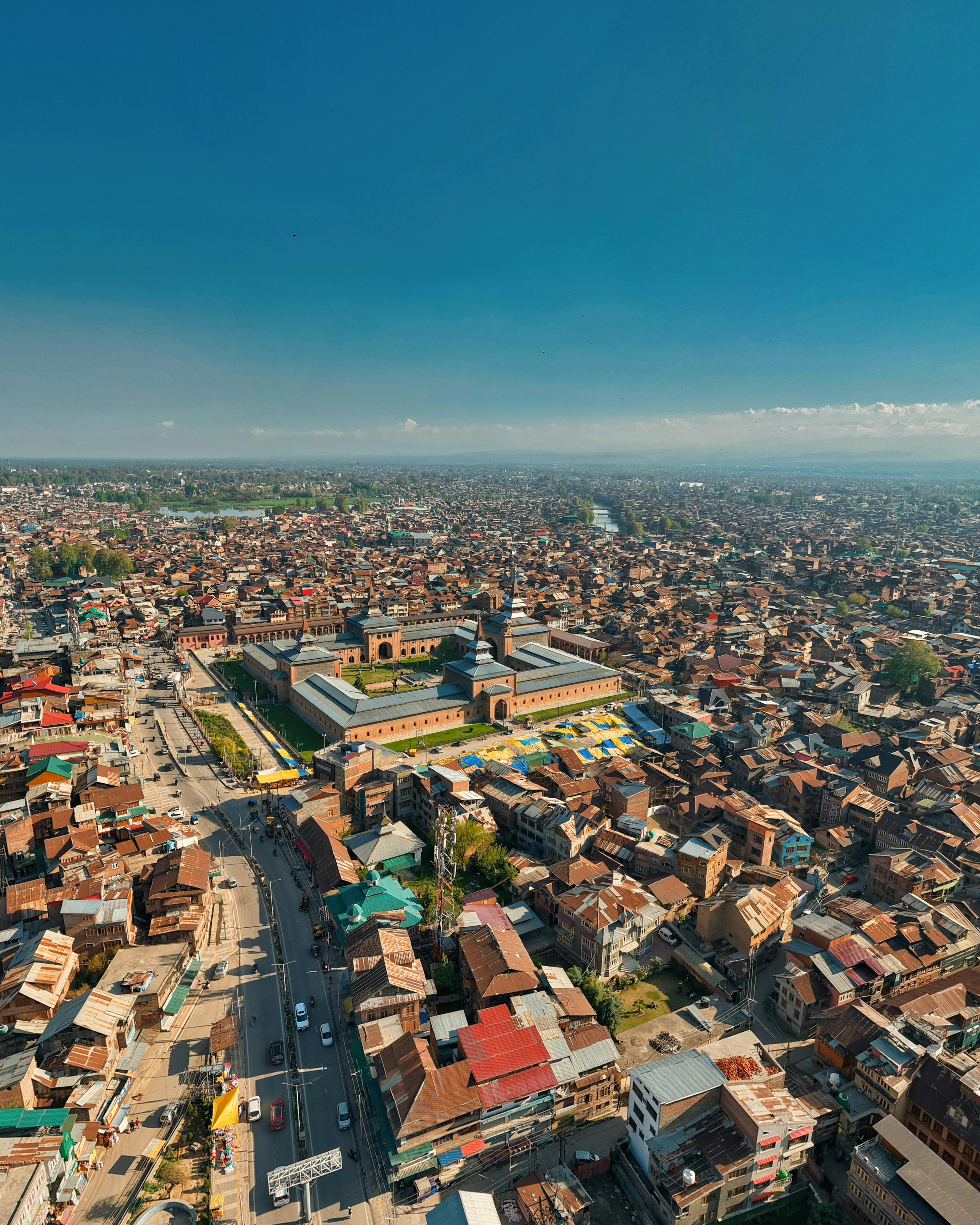 Aerial View of Historic Srinagar Cityscape · Free Stock Photo