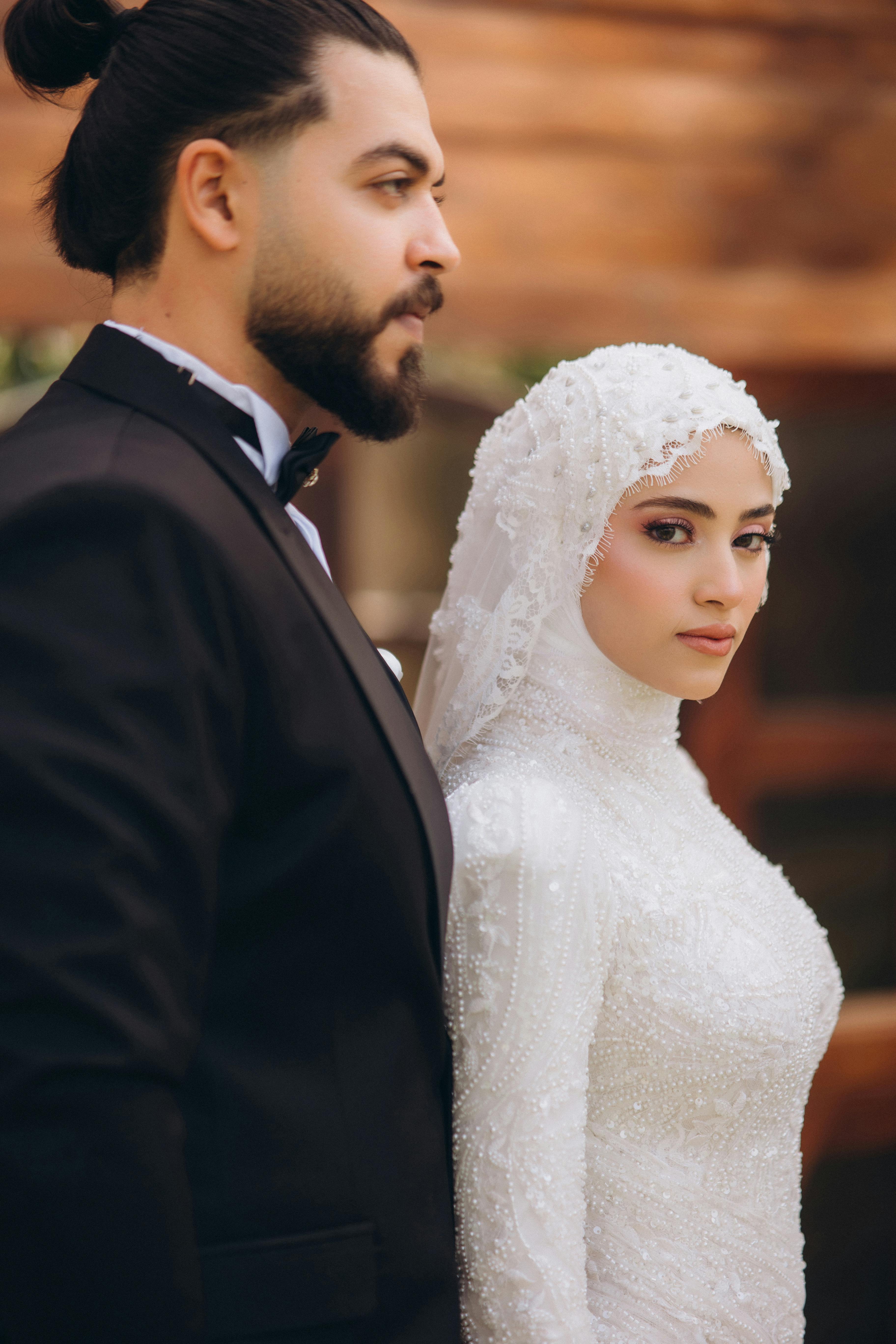 Elegant Wedding Couple in Formal Attire · Free Stock Photo