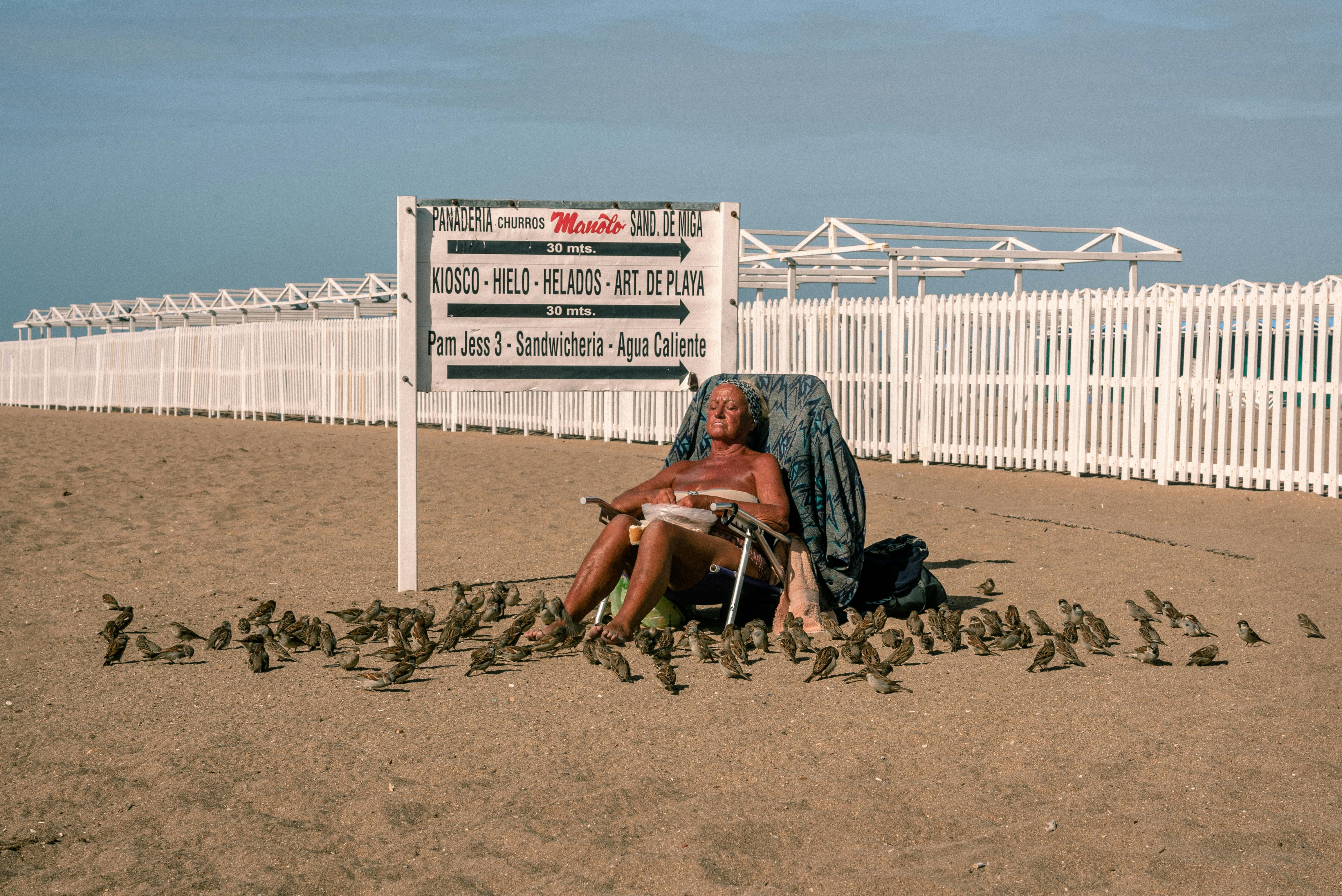 Someone Sign Photos, Download The BEST Free Someone Sign Stock Photos ...