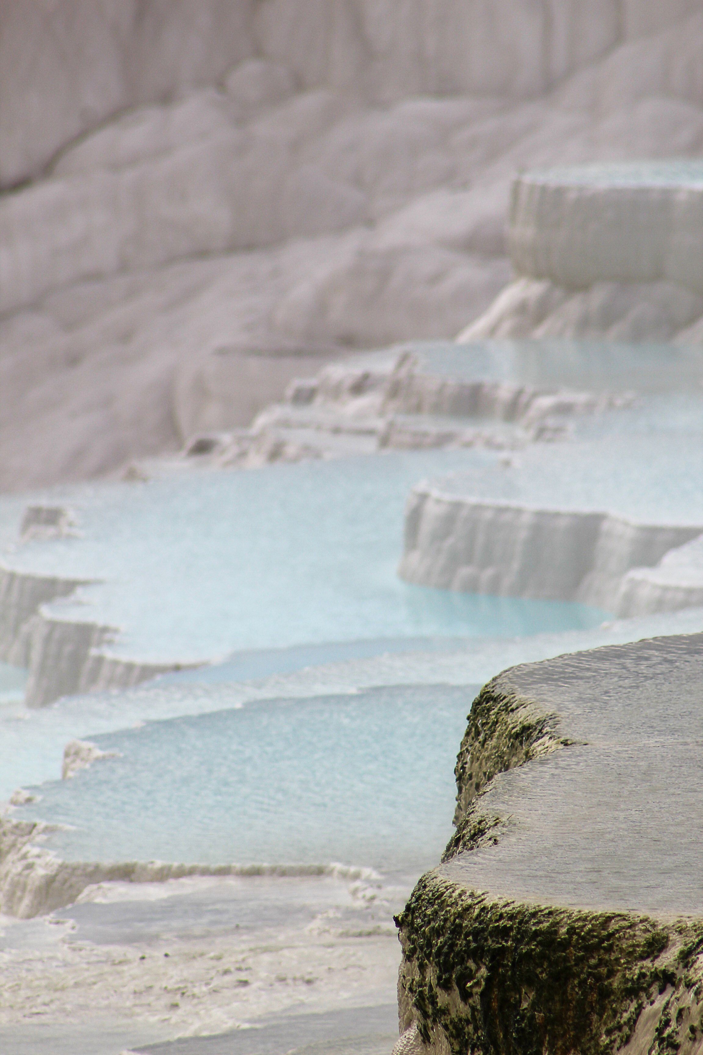 Scenic Travertine Terraces at Pamukkale · Free Stock Photo
