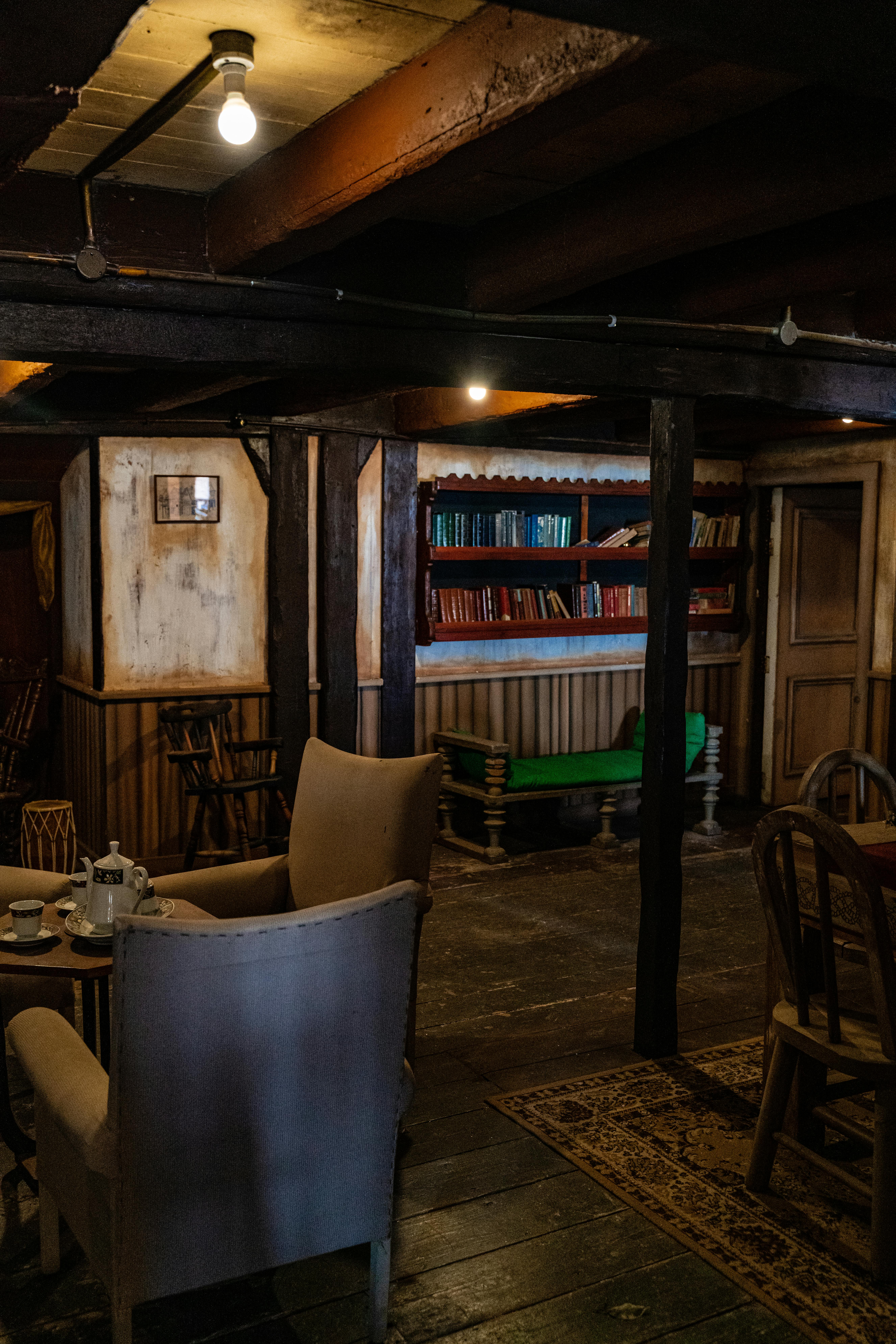 Cozy Vintage Interior of Rustic Library · Free Stock Photo