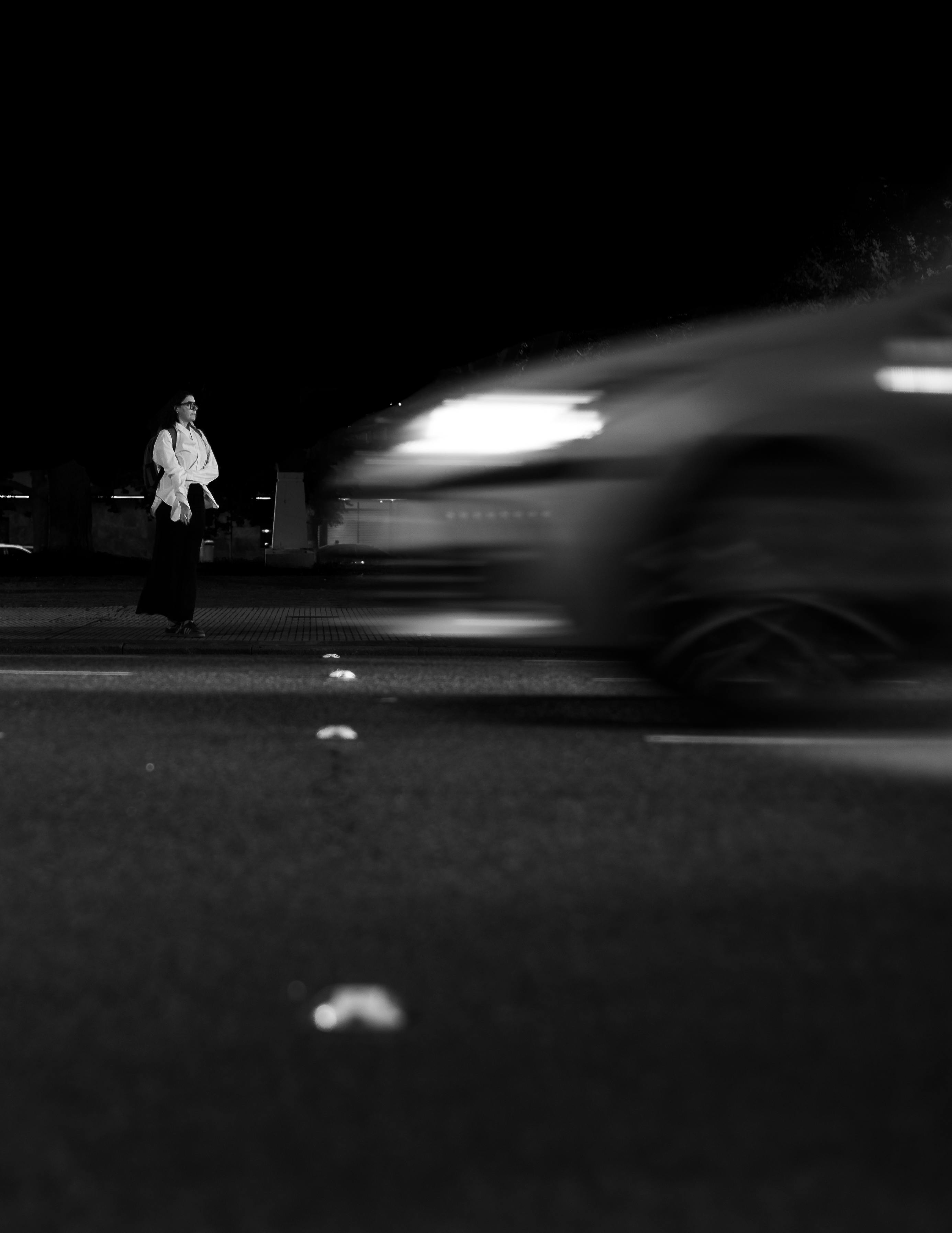 Dynamic Street Photography in Buenos Aires at Night · Free Stock Photo