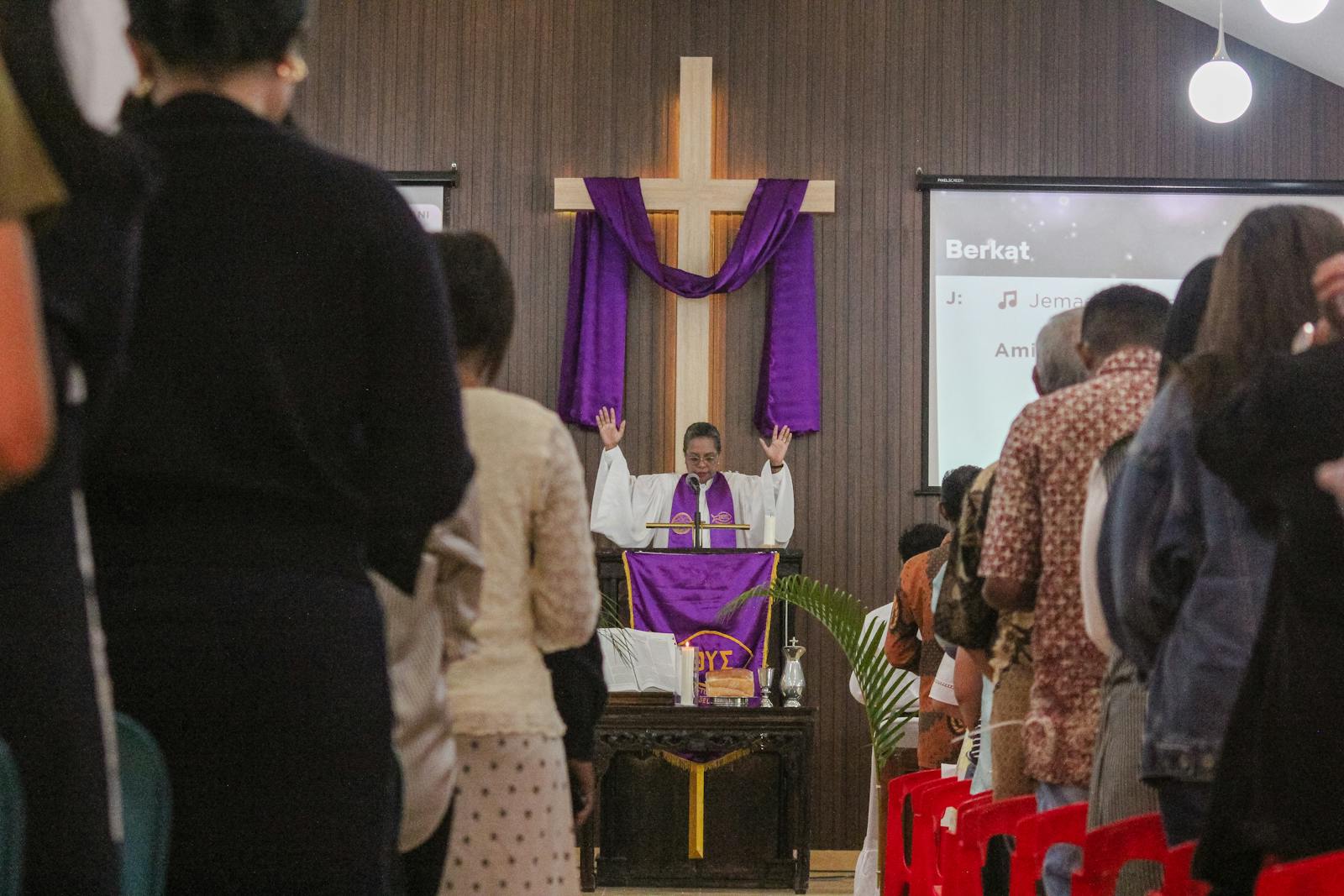 Church Sunday Service Photos, Download The BEST Free Church Sunday ...