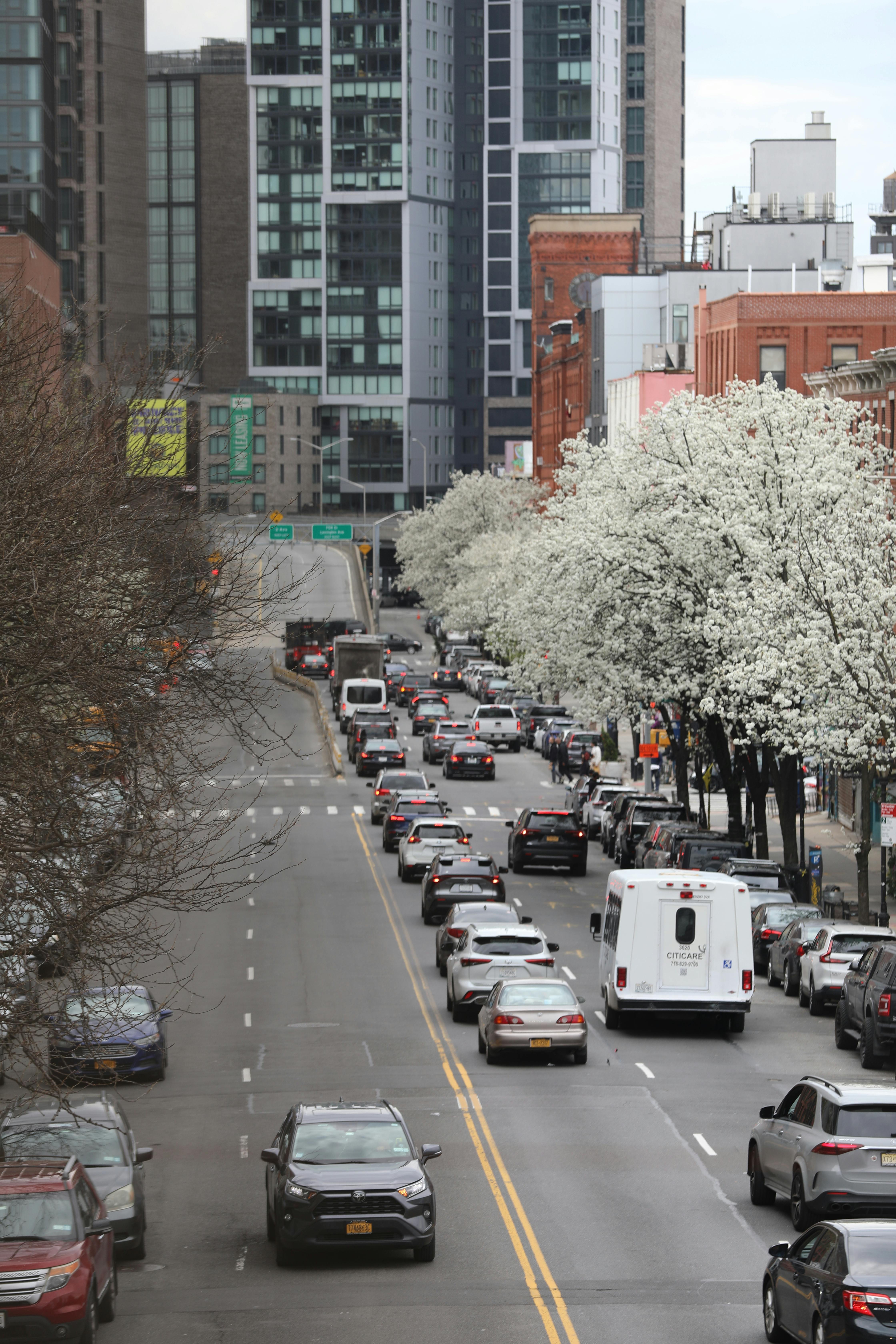 Traffic in Mott Haven, South Bronx During Spring · Free Stock Photo