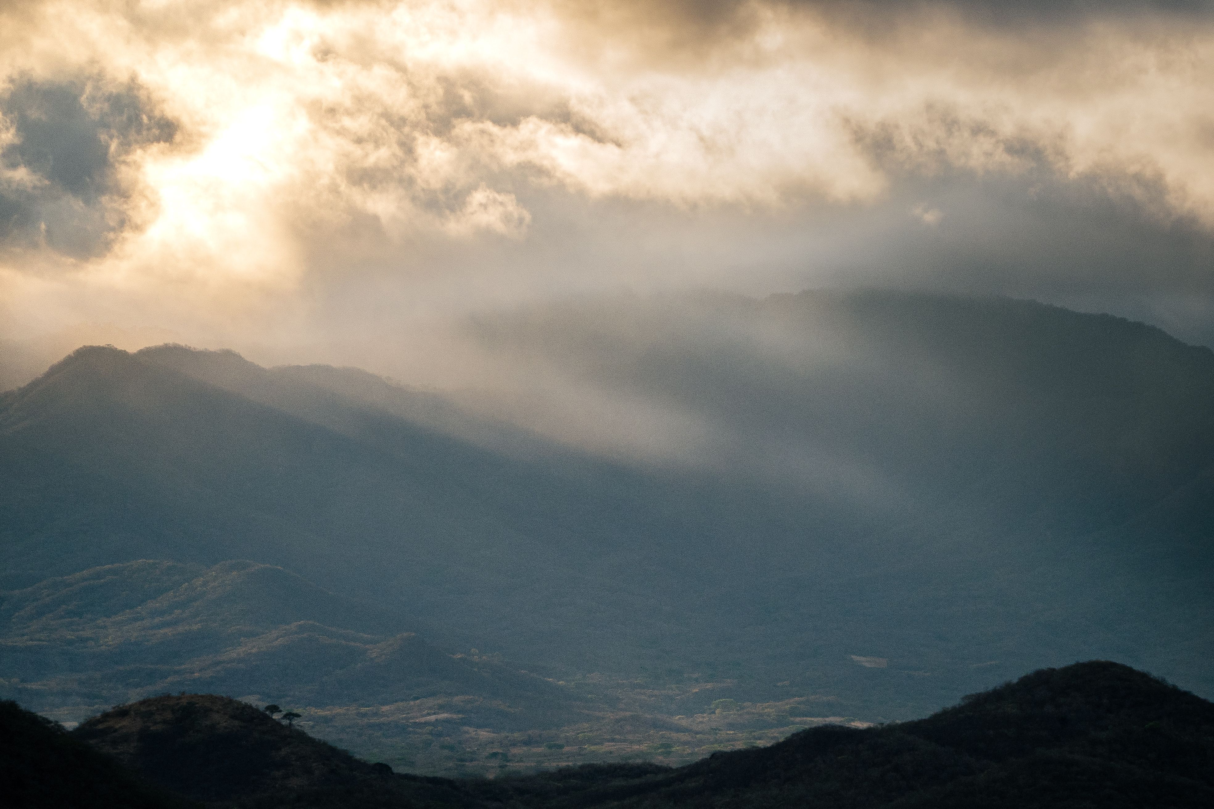 Dramatic Mountain Landscape in Chiapas, Mexico · Free Stock Photo