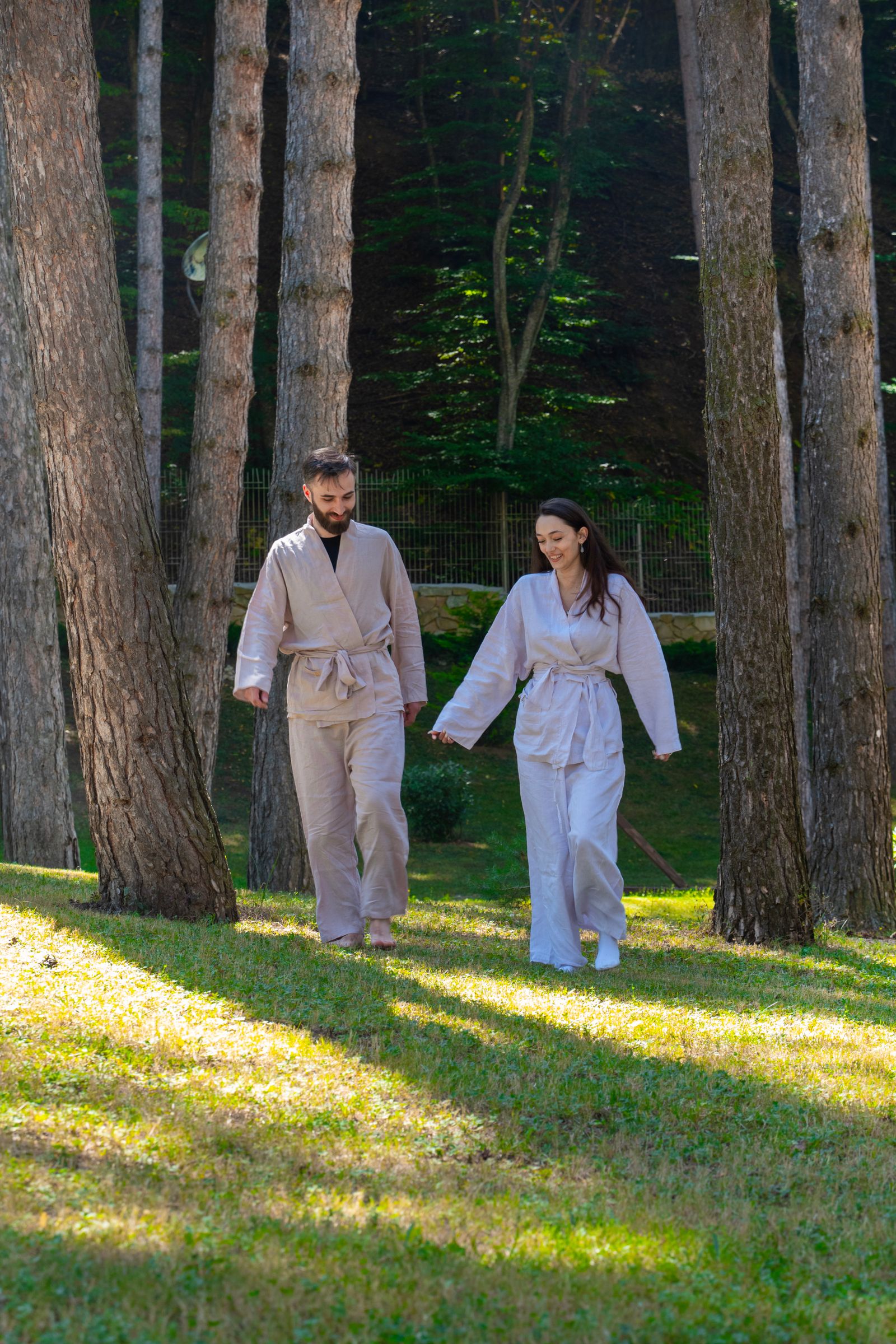 Forest Walk Photos, Download The BEST Free Forest Walk Stock Photos ...