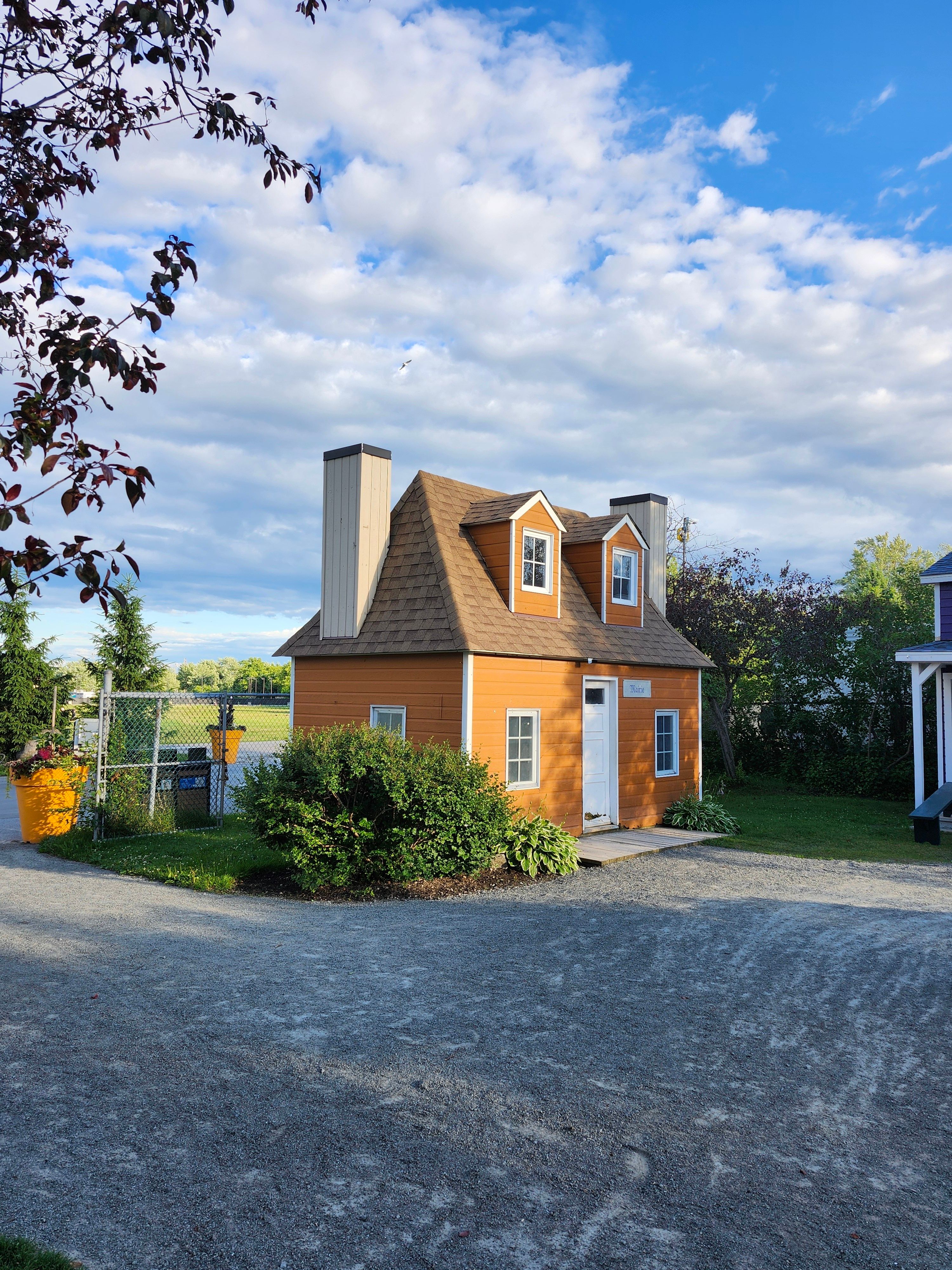 Charming Tiny House in Laval Quebec · Free Stock Photo