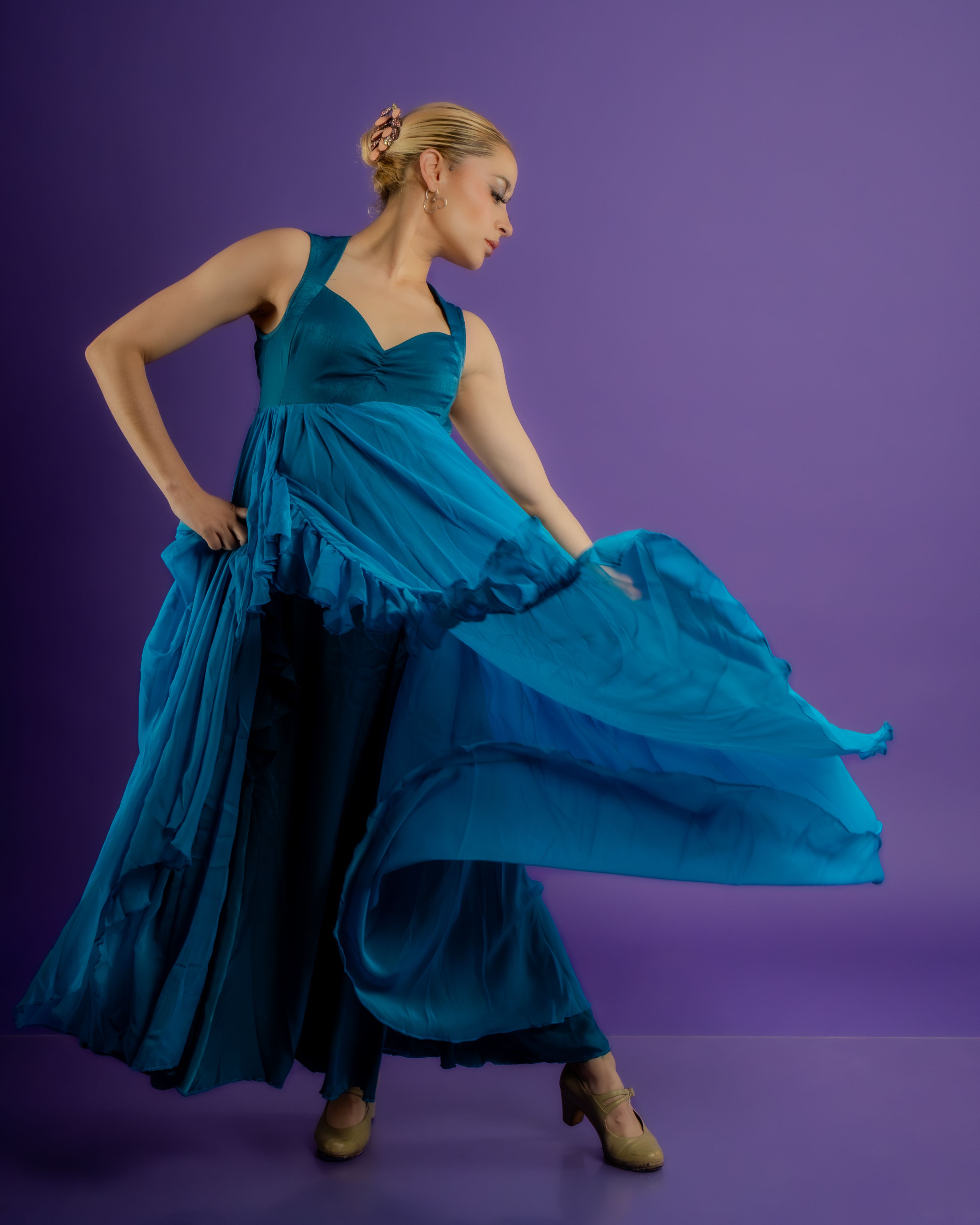 Elegant Female Dancer in Flowing Blue Dress · Free Stock Photo