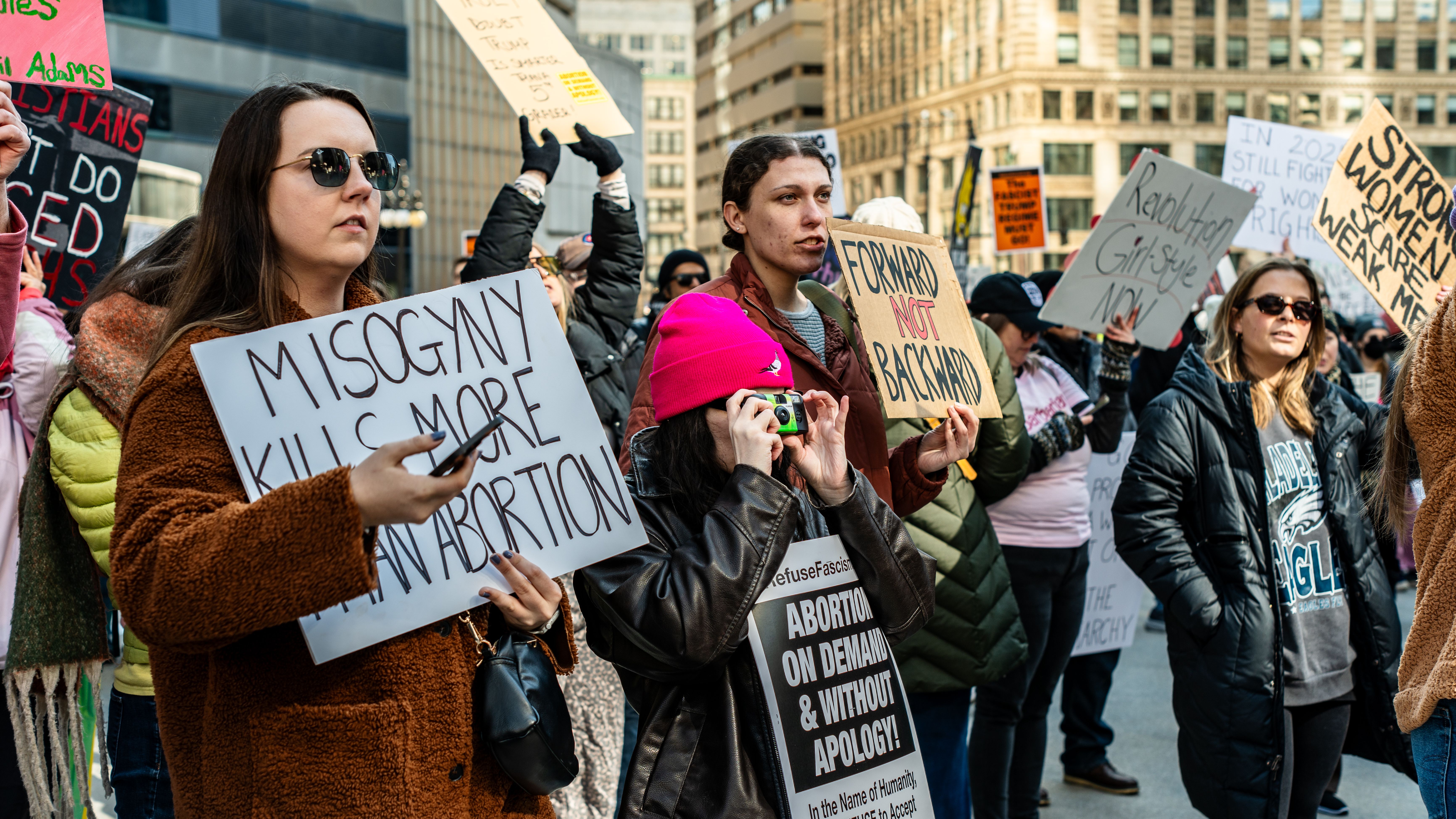 Protest for Women's Rights in Chicago Streets · Free Stock Photo