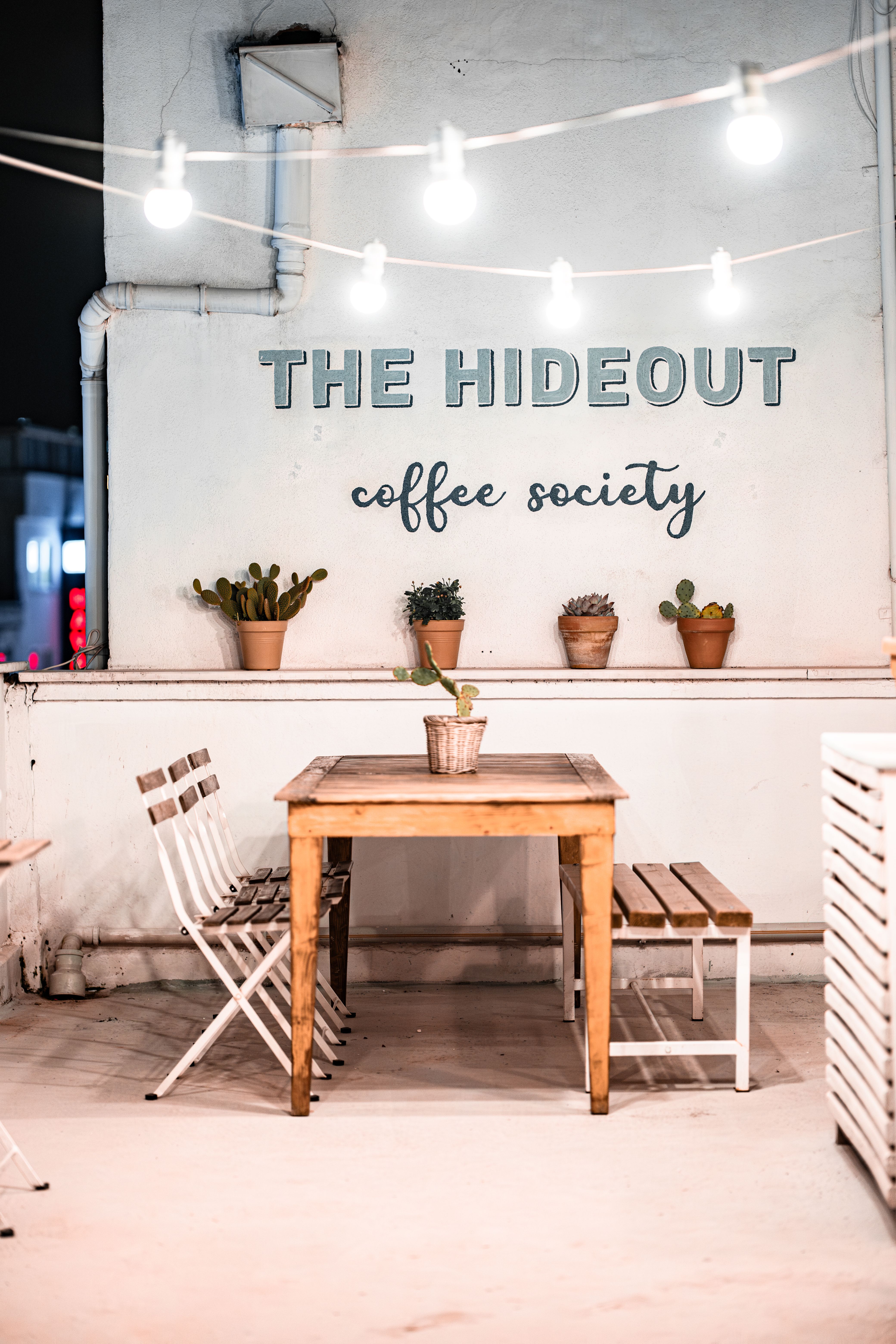 Cozy Outdoor Café Seating at Night in Yalova · Free Stock Photo