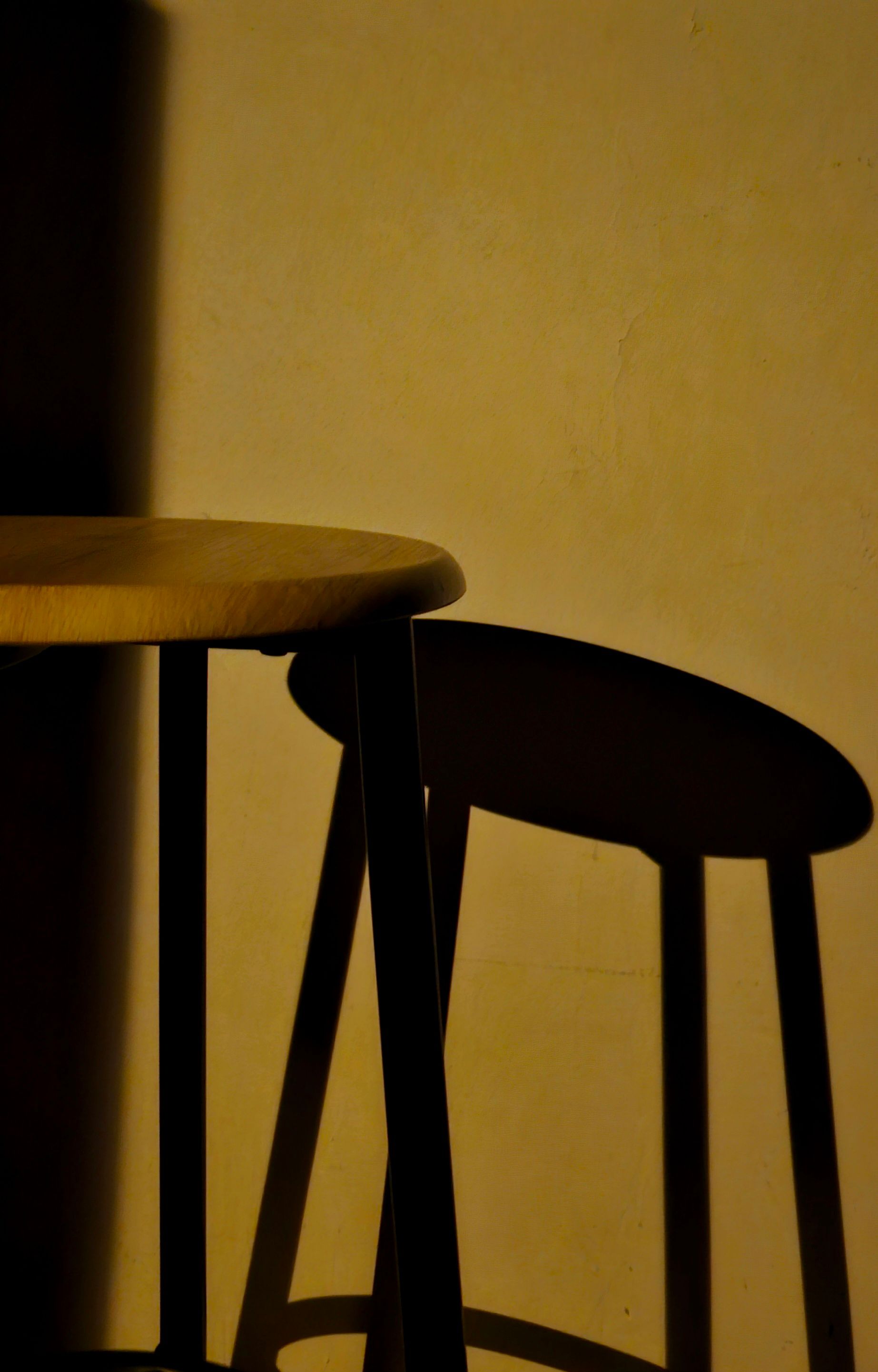 Minimalist Shadow Art of Table and Chair · Free Stock Photo