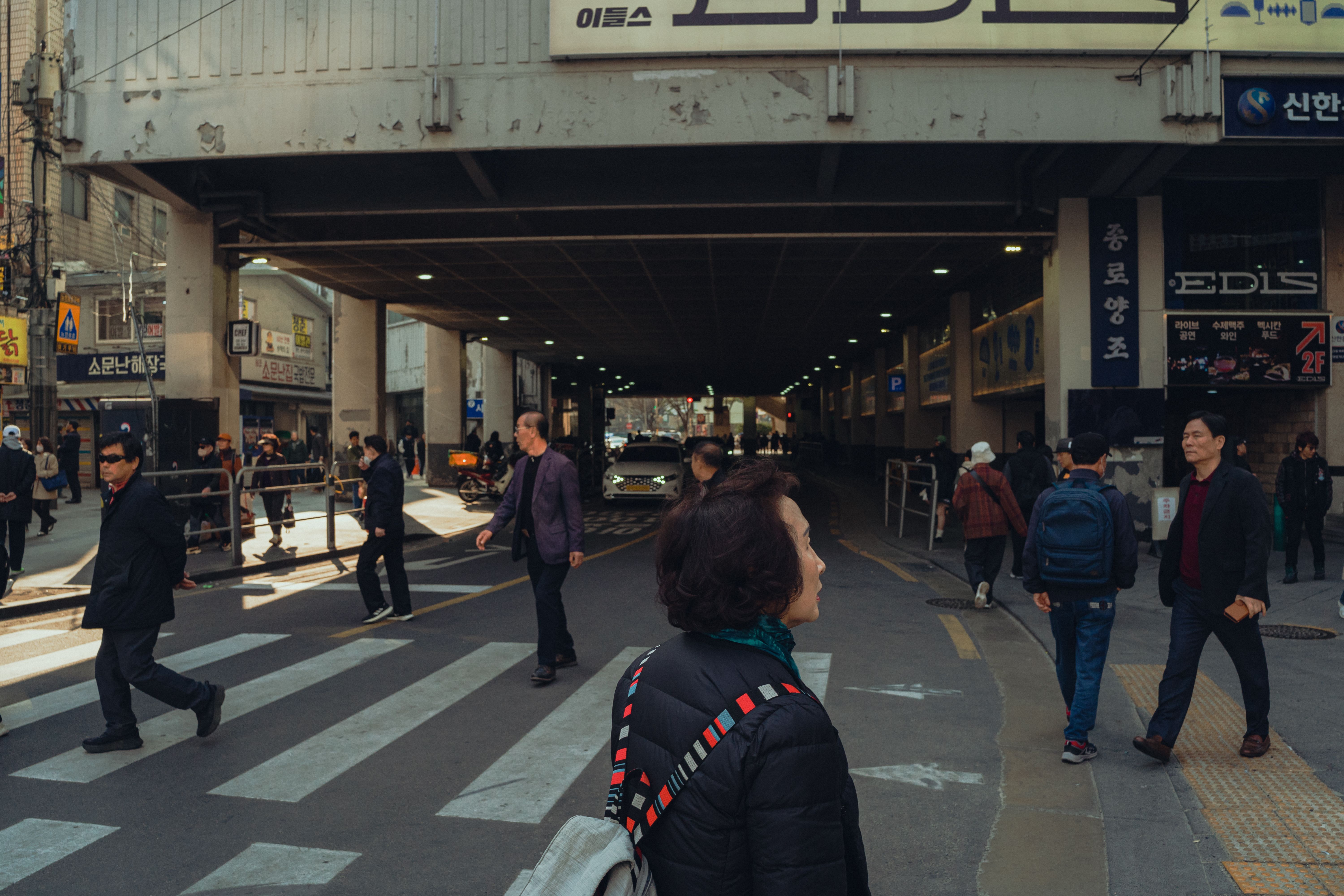 Bustling Streets of Seoul: Urban Life Captured · Free Stock Photo