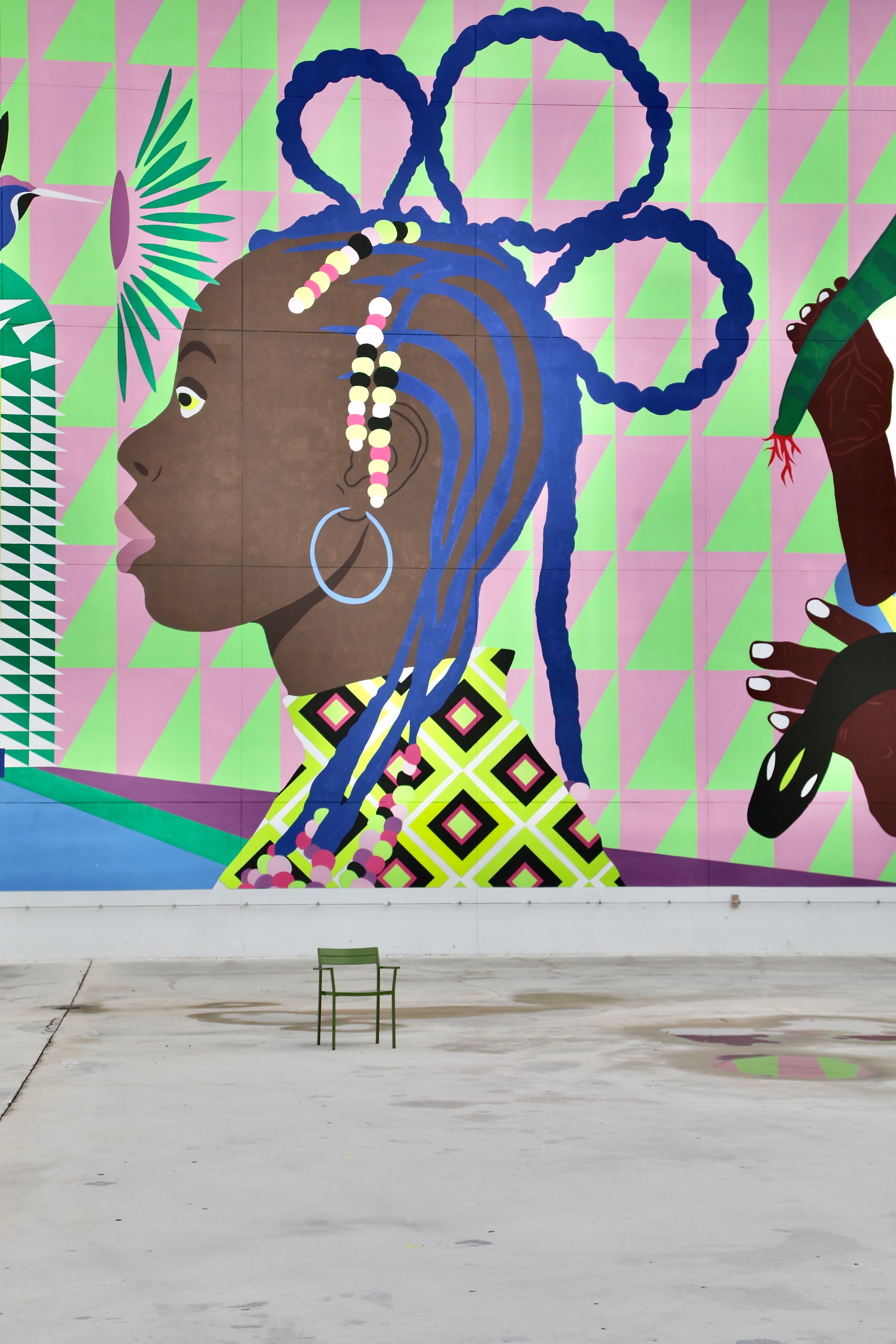 Vibrant Urban Mural with Colorful Patterns in Open Space · Free Stock Photo