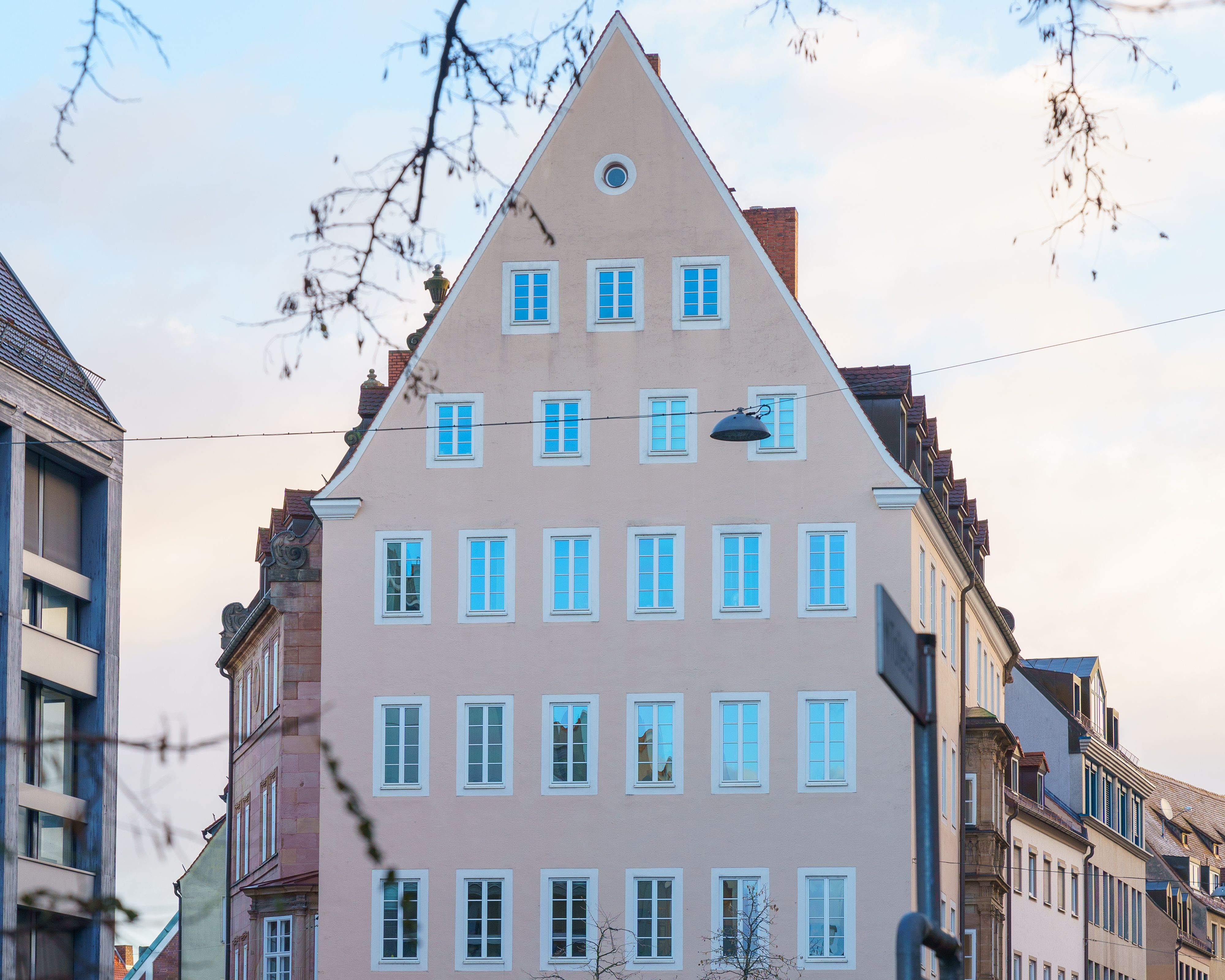 Elegant European Historic Building Facade · Free Stock Photo