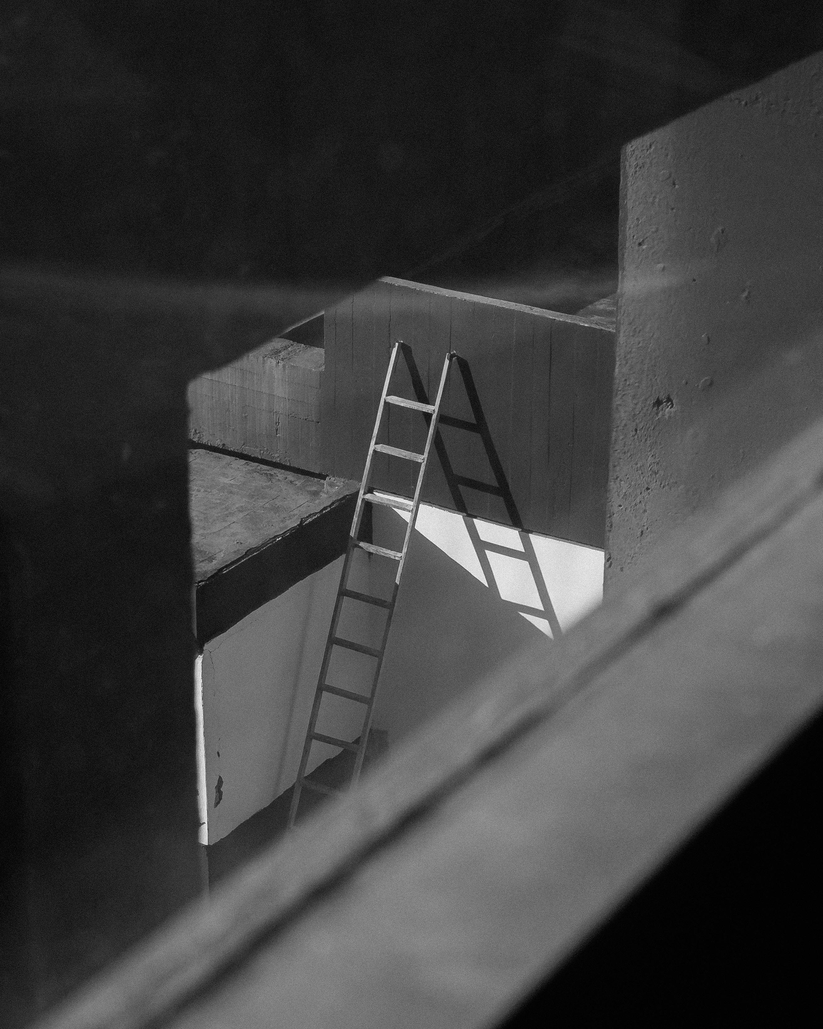 Abstract Black and White Ladder Scene · Free Stock Photo