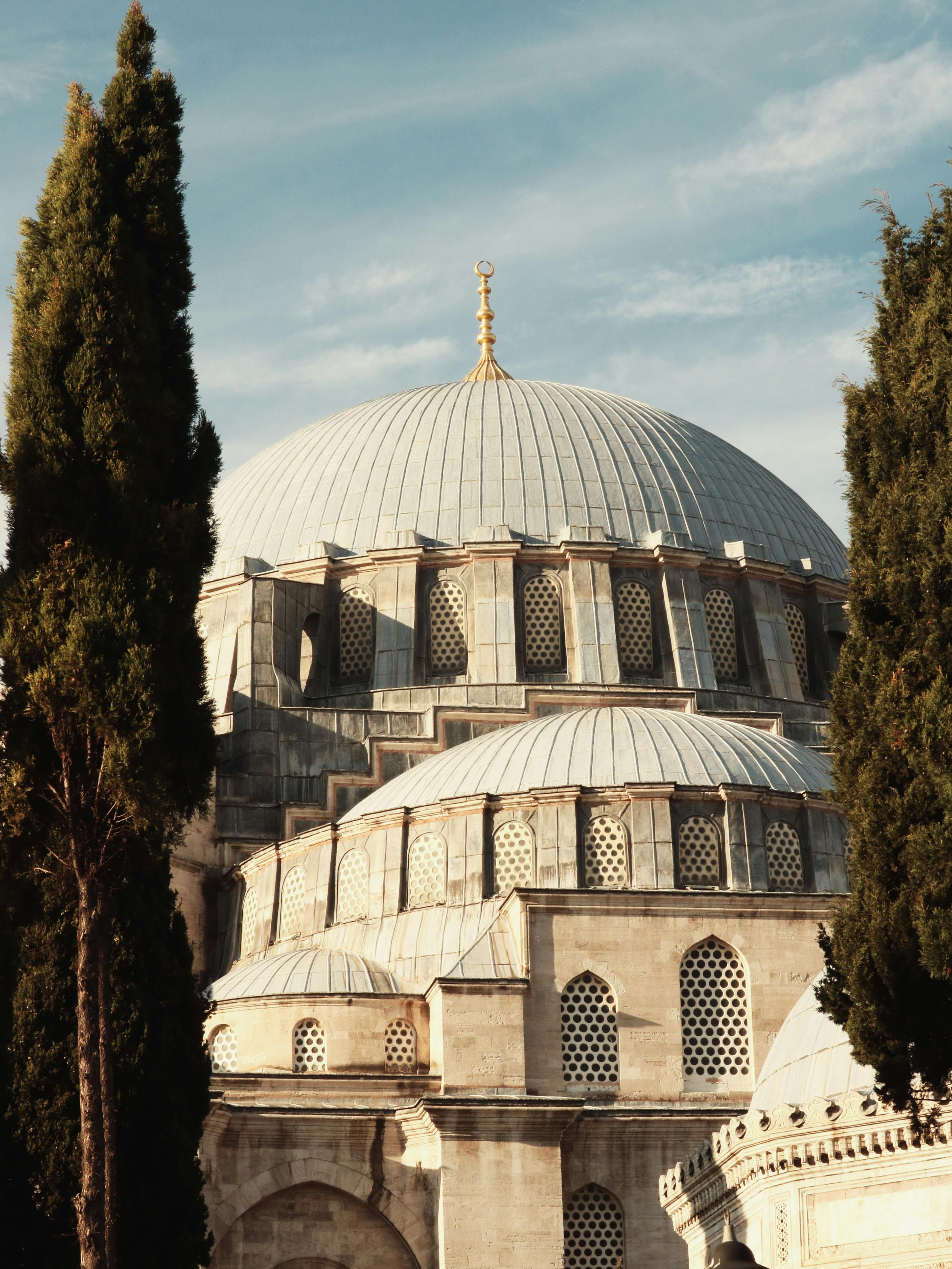 Stunning Ottoman Architecture in İstanbul · Free Stock Photo