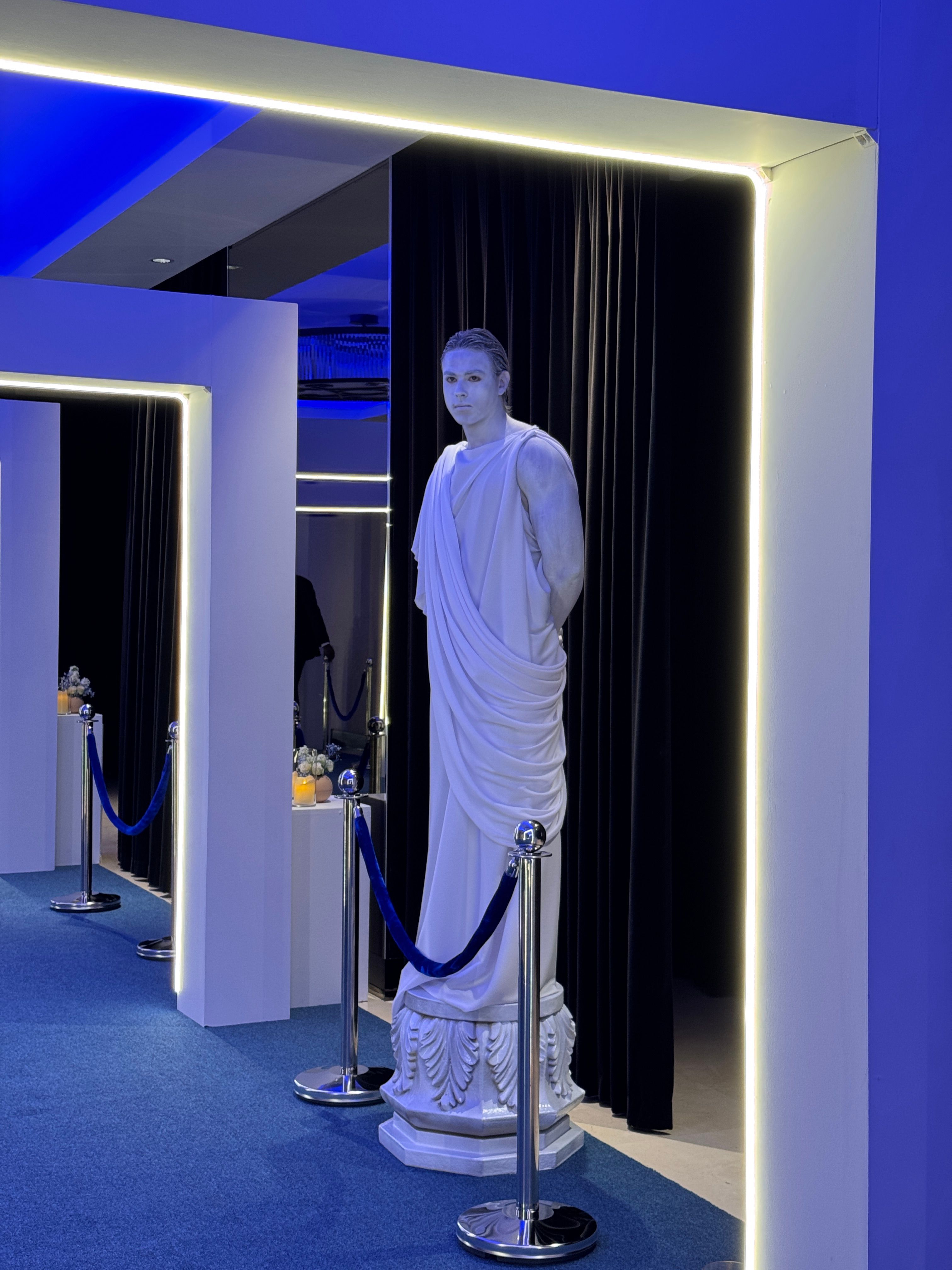 Elegant White Marble Statue in Modern Interior · Free Stock Photo