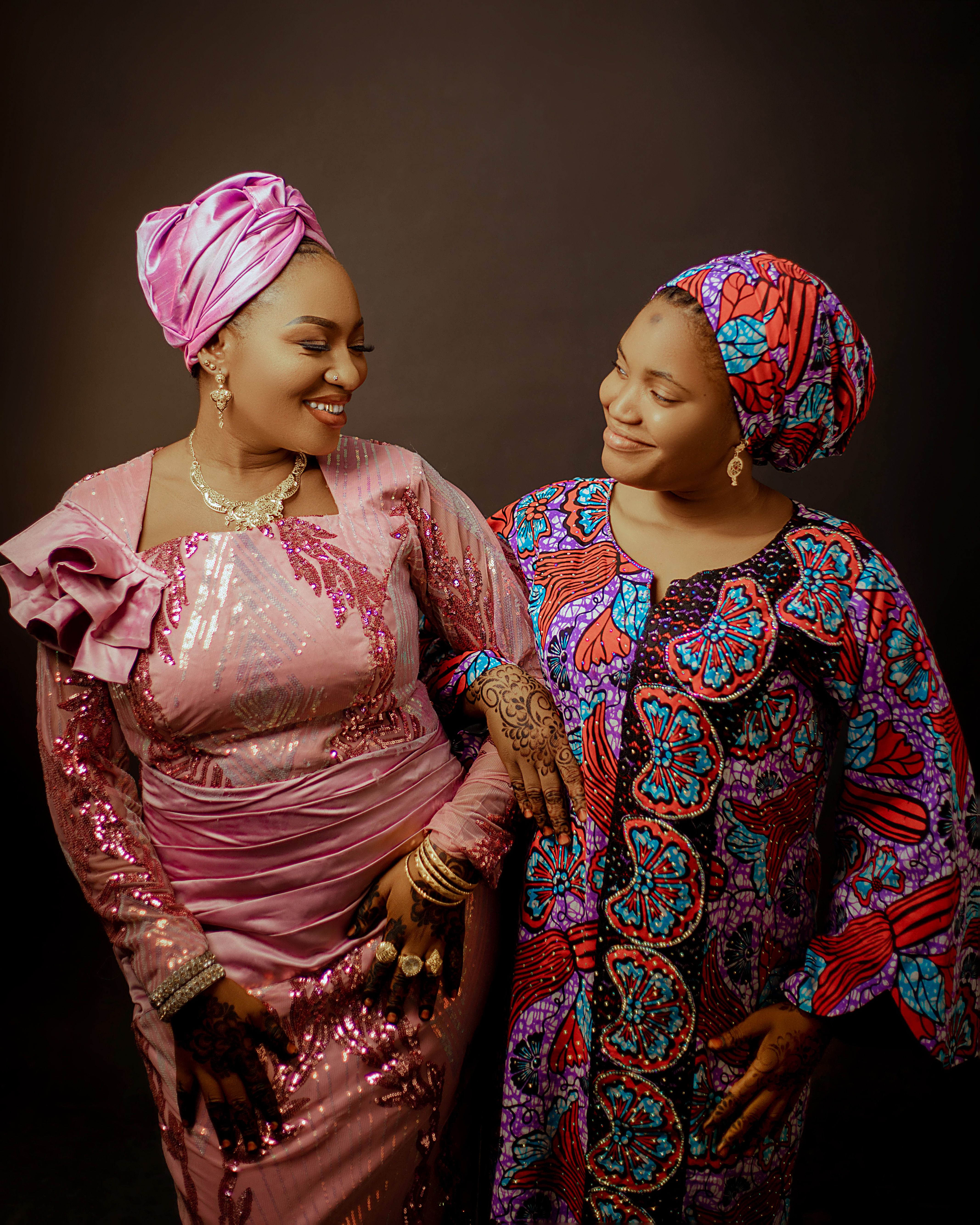 Elegant African Women in Traditional Attire · Free Stock Photo