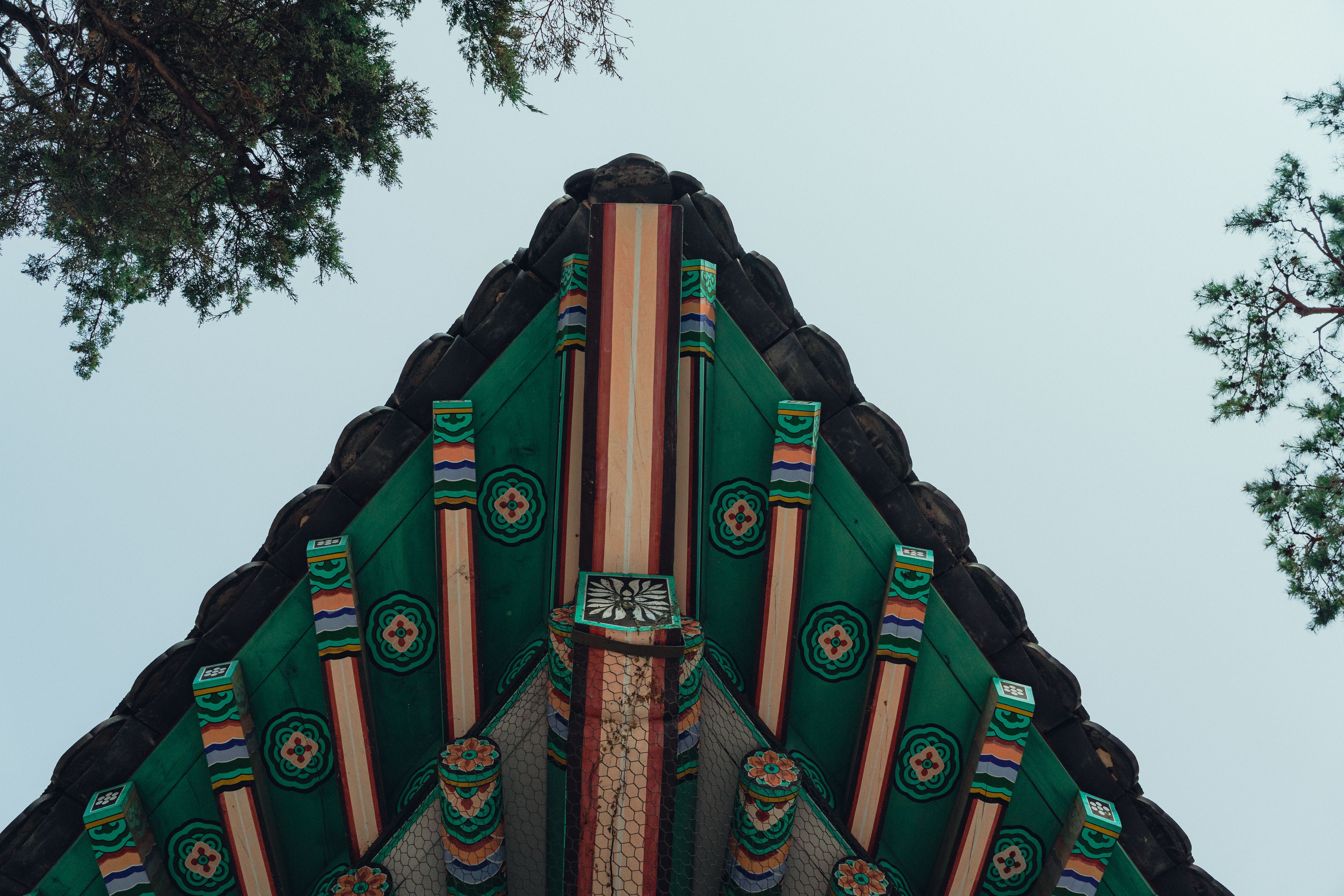 Traditional Korean Architecture Roof in Seoul · Free Stock Photo