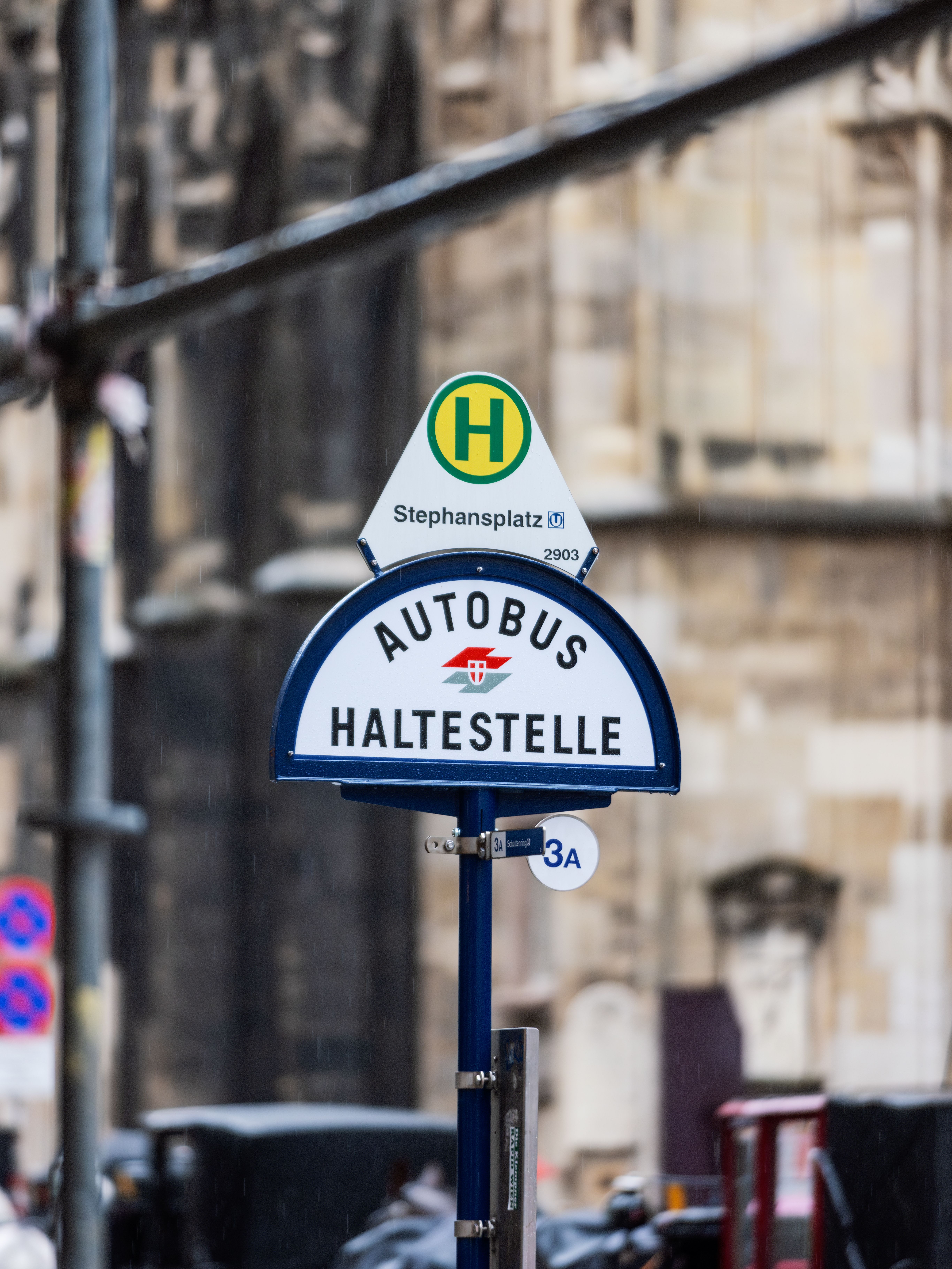 Bus Stop Sign at Stephansplatz, Vienna · Free Stock Photo
