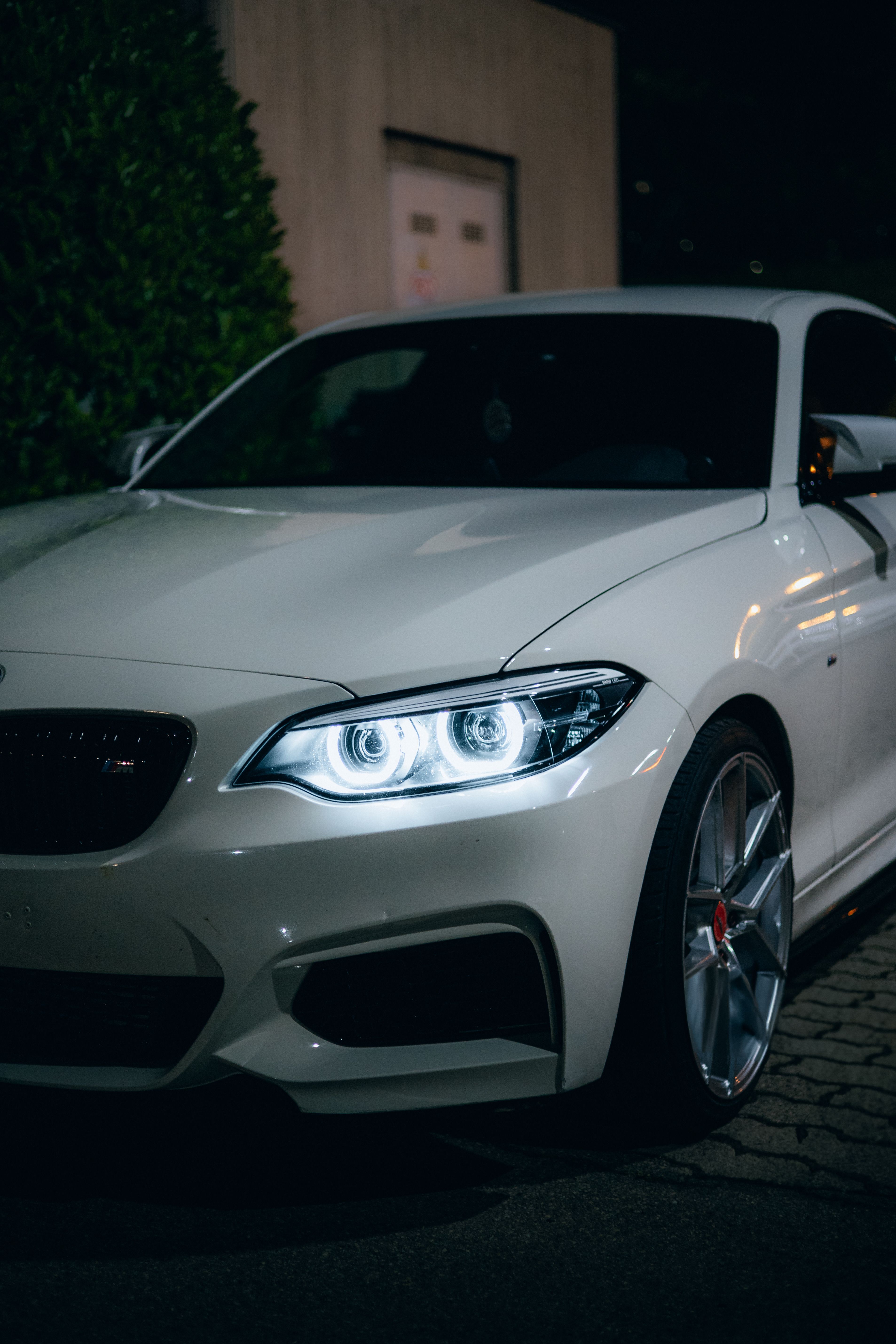 Sleek White Sports Car at Night · Free Stock Photo
