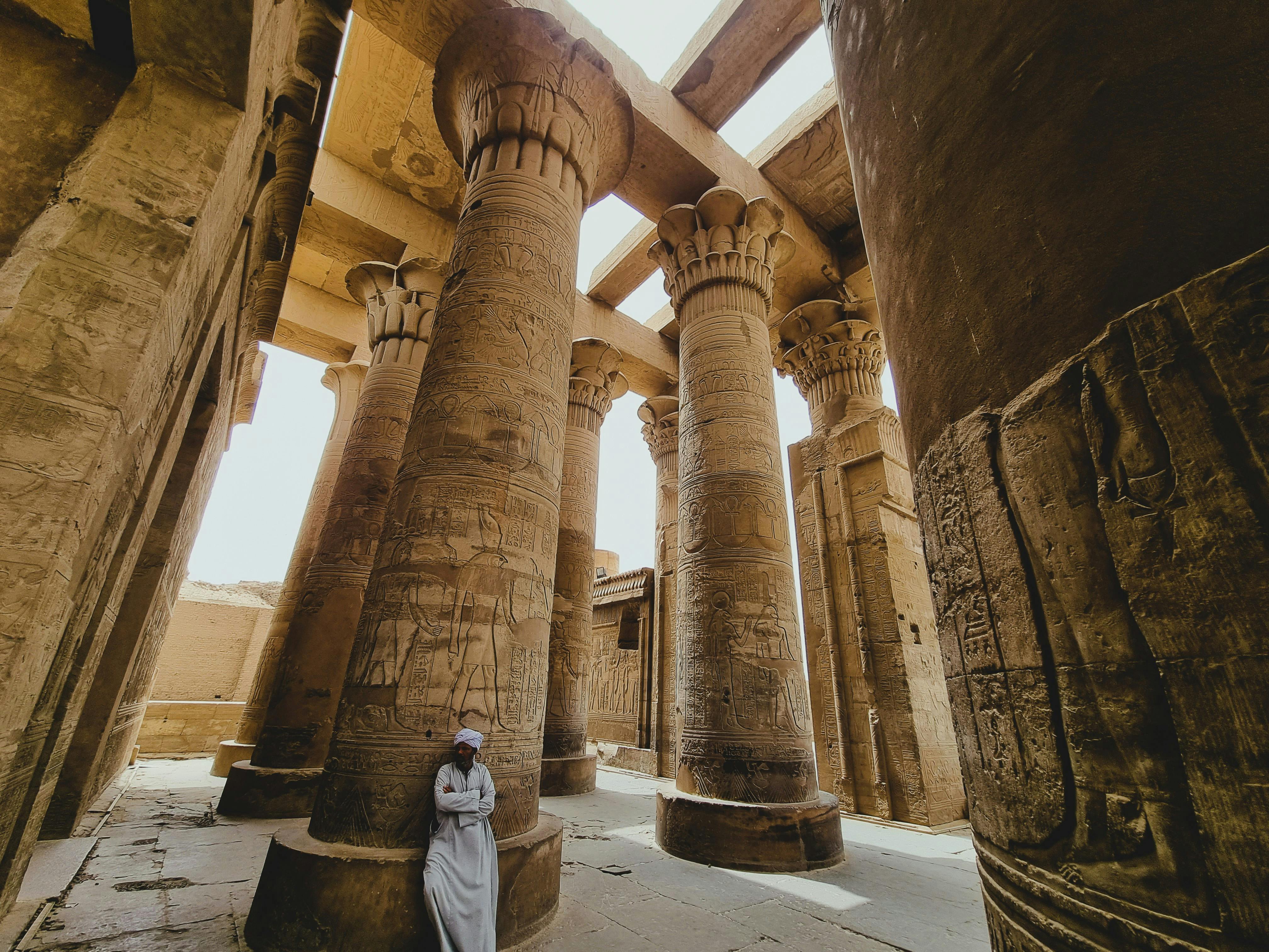 Majestic Ancient Egyptian Temple Architecture · Free Stock Photo