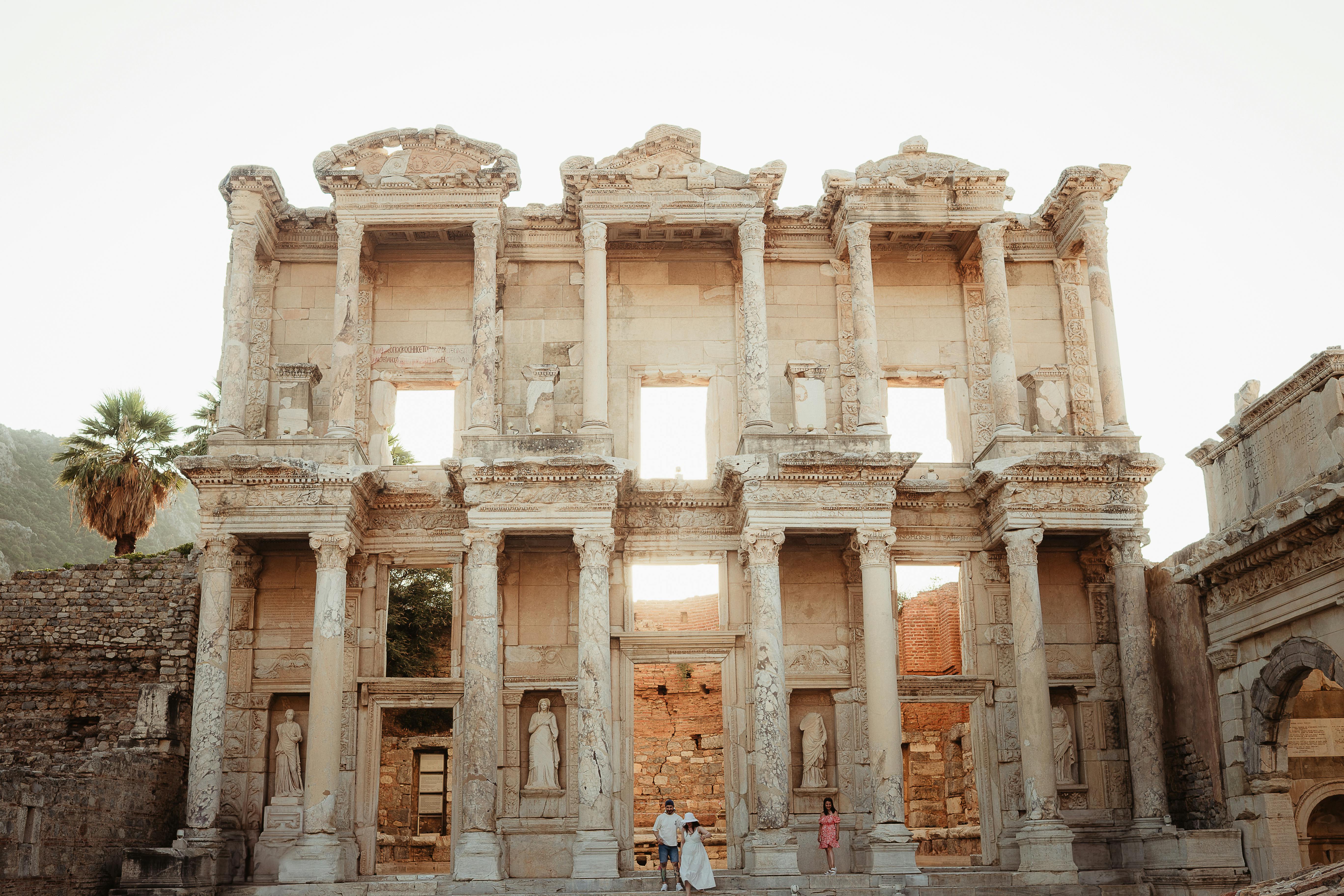 Celsus Library in Ephesus, Historical Landmark of İzmir · Free Stock Photo