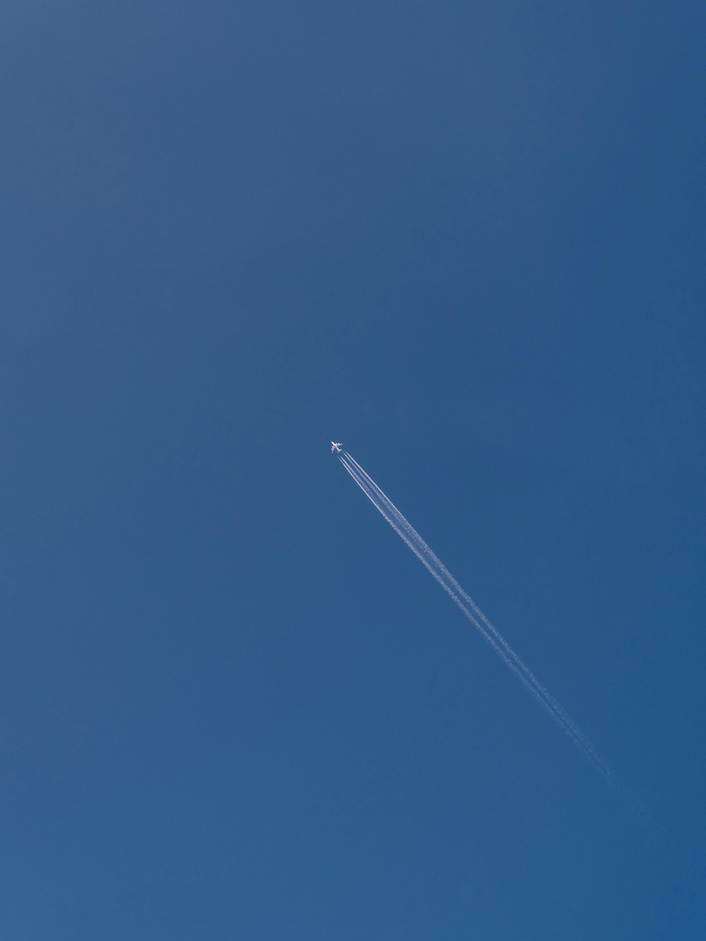 Jet Fenster Photos, Download The BEST Free Jet Fenster Stock Photos ...