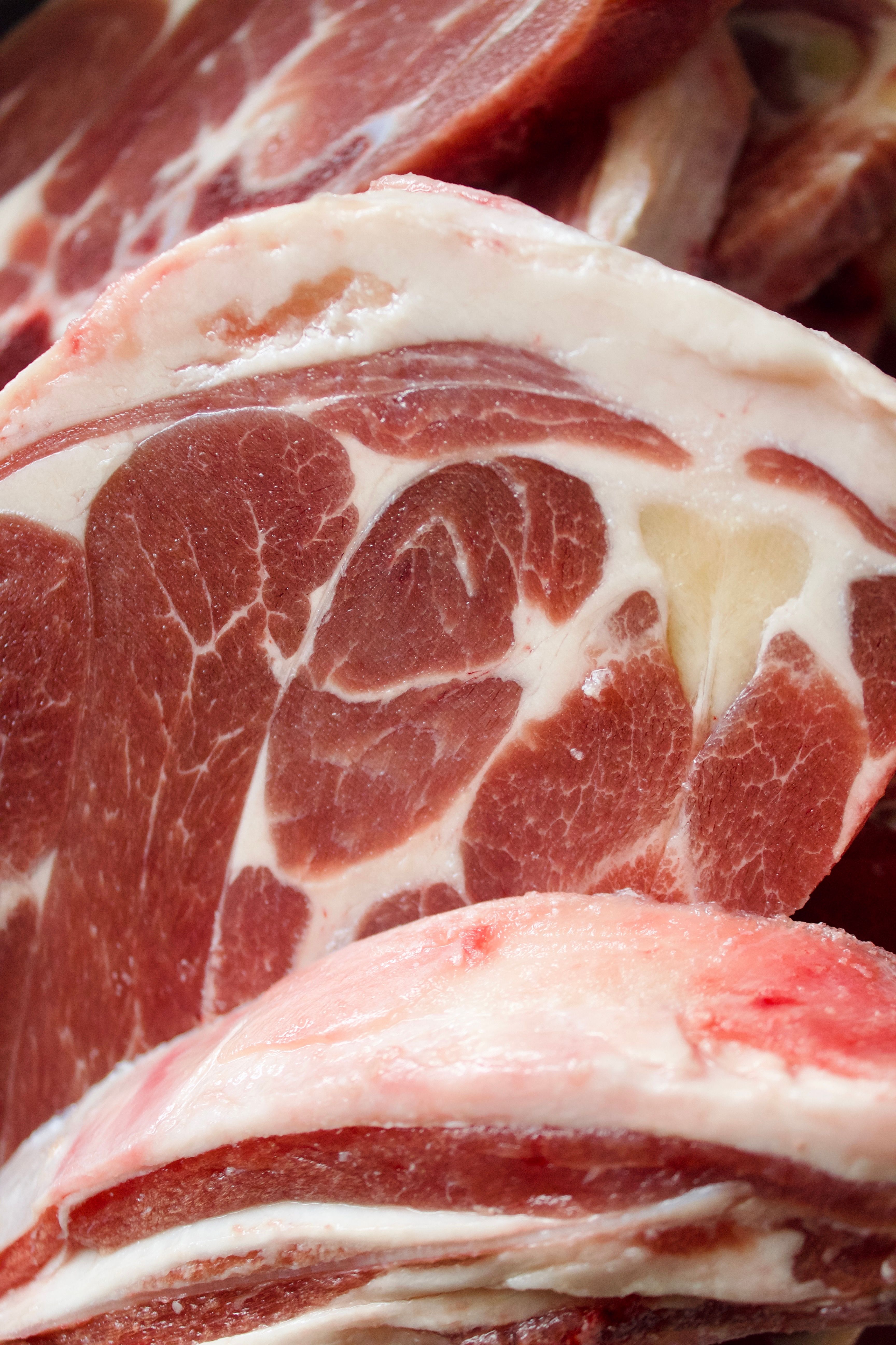 Close-up of Raw Lamb Chops, Fresh Meat · Free Stock Photo