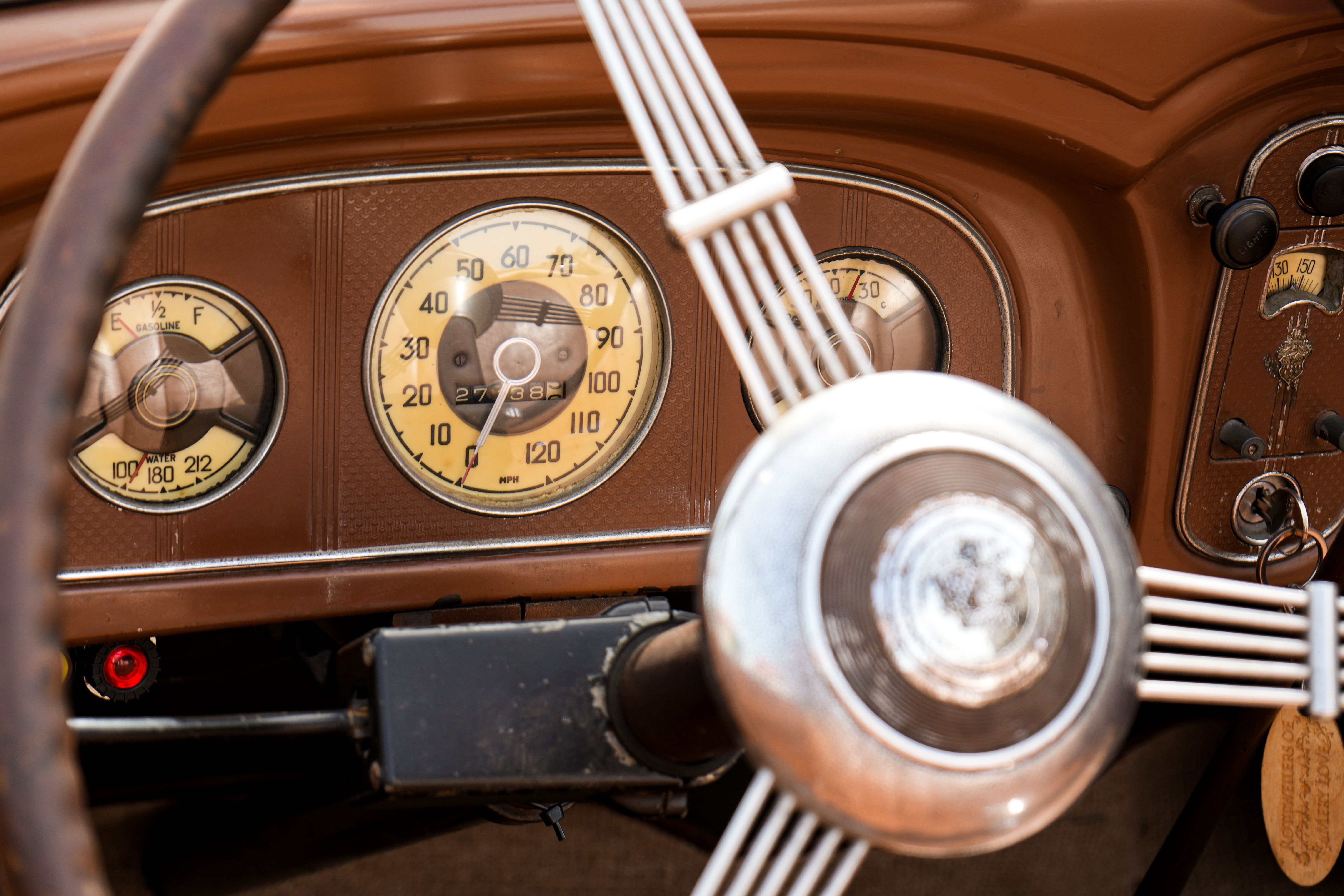 Vintage Car Dashboard with Classic Gauges · Free Stock Photo