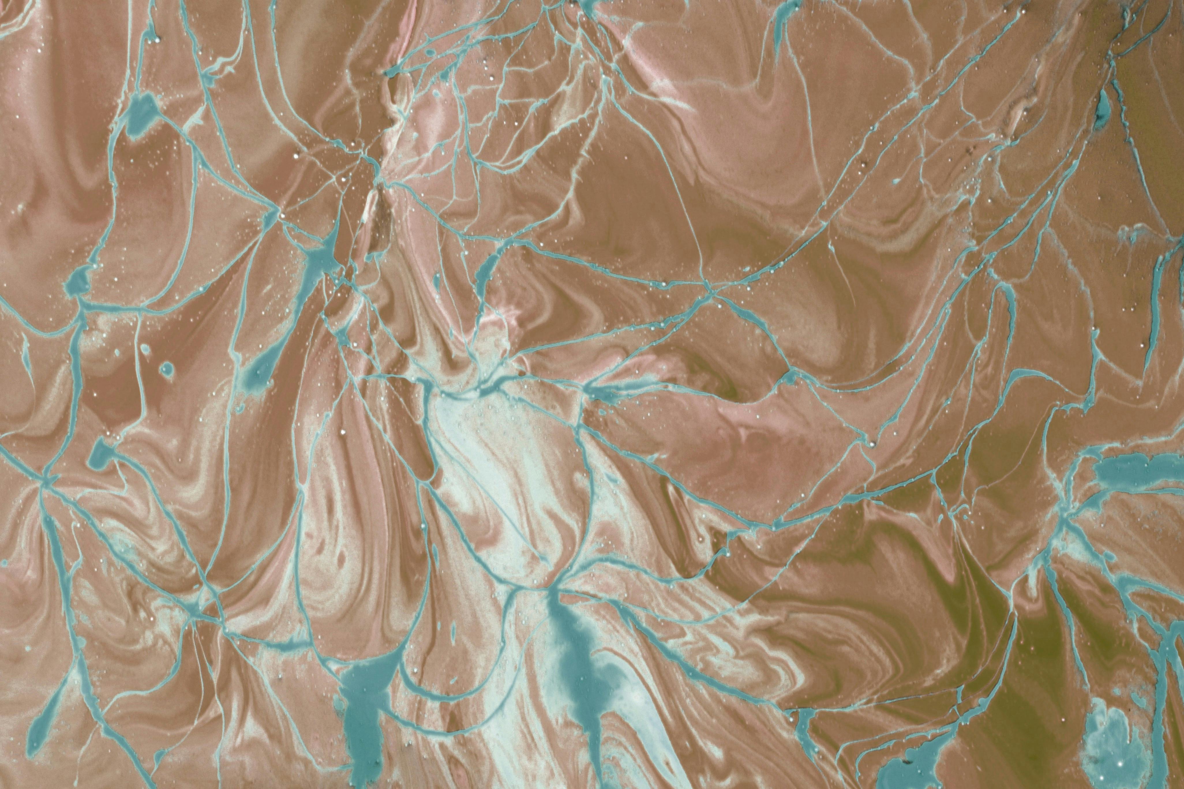 Abstract Fluid Art with Earthy Tones and Blue · Free Stock Photo