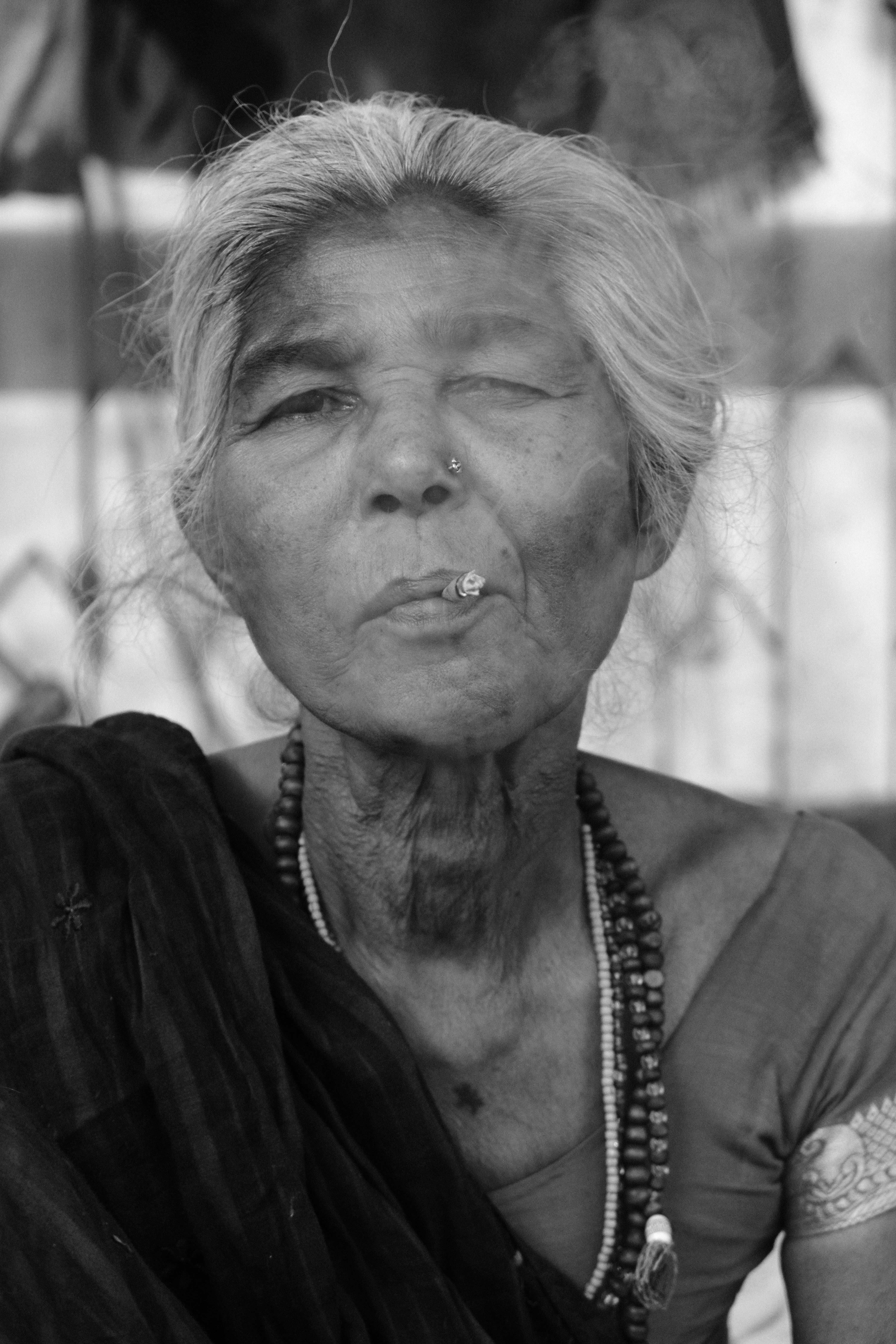 Indian Dadi Poti Photos, Download The BEST Free Indian Dadi Poti Stock ...