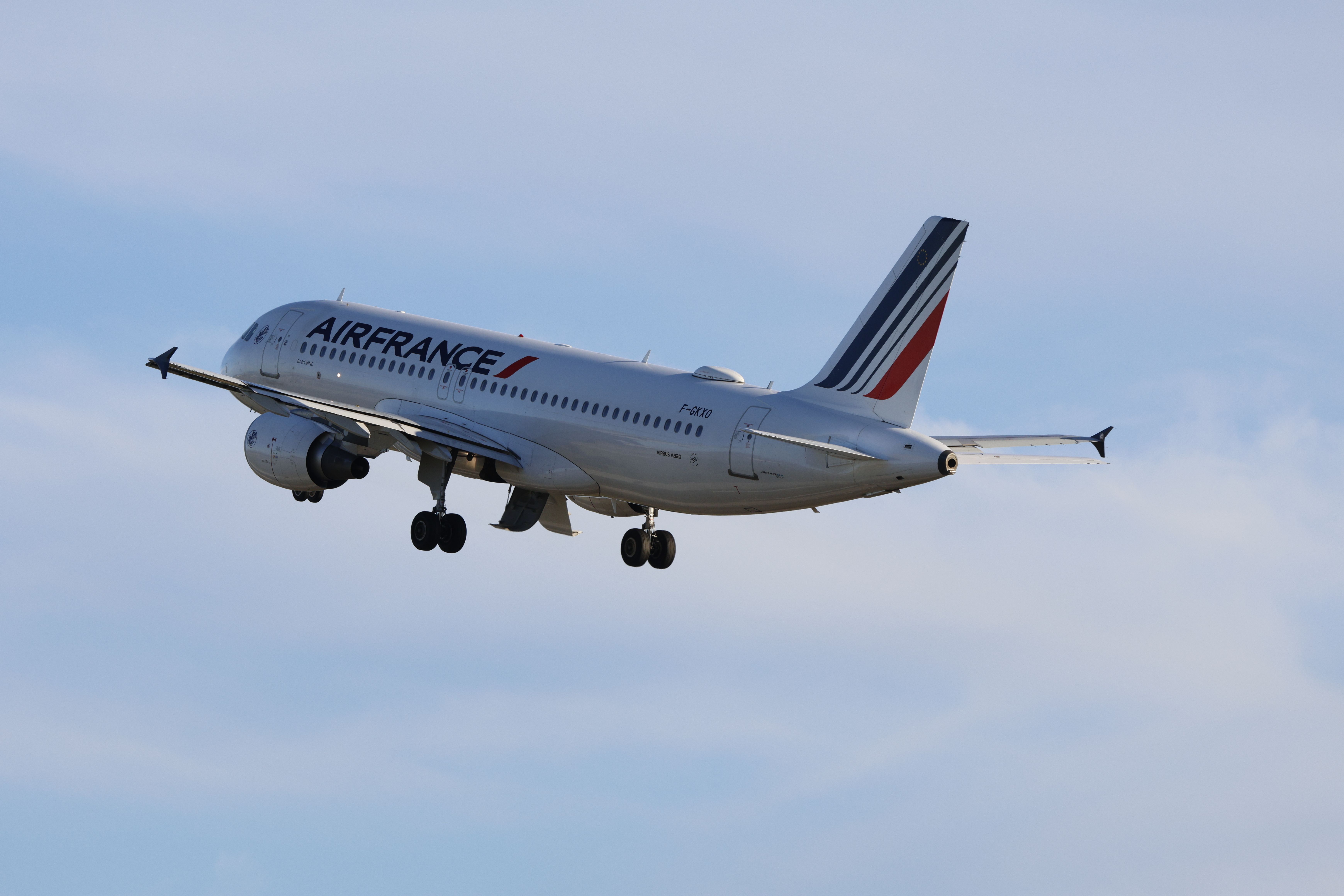Airbus A 380 Photos, Download The BEST Free Airbus A 380 Stock Photos ...