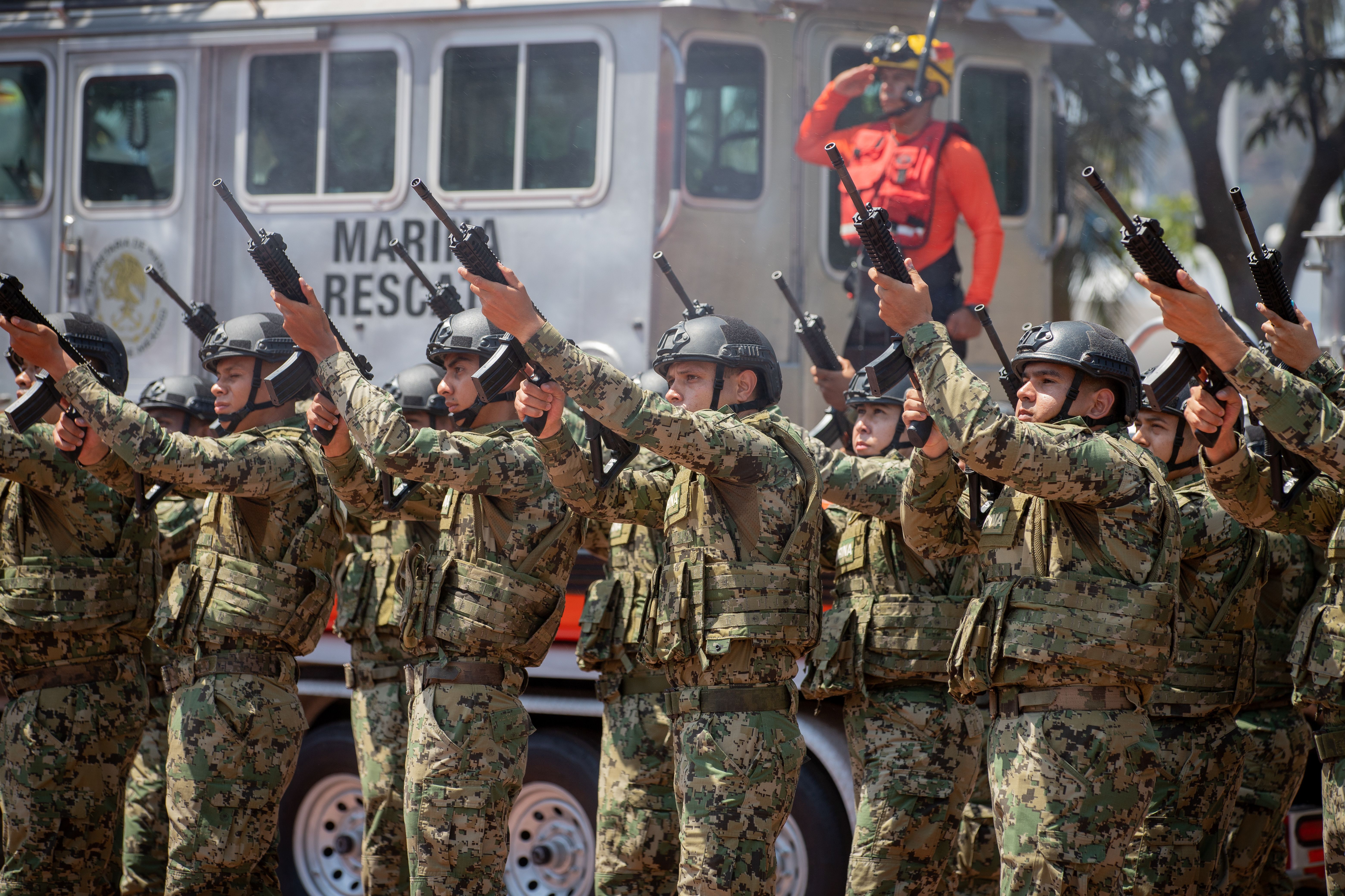 Mexican Soldiers in Camouflage at Colima Parade · Free Stock Photo