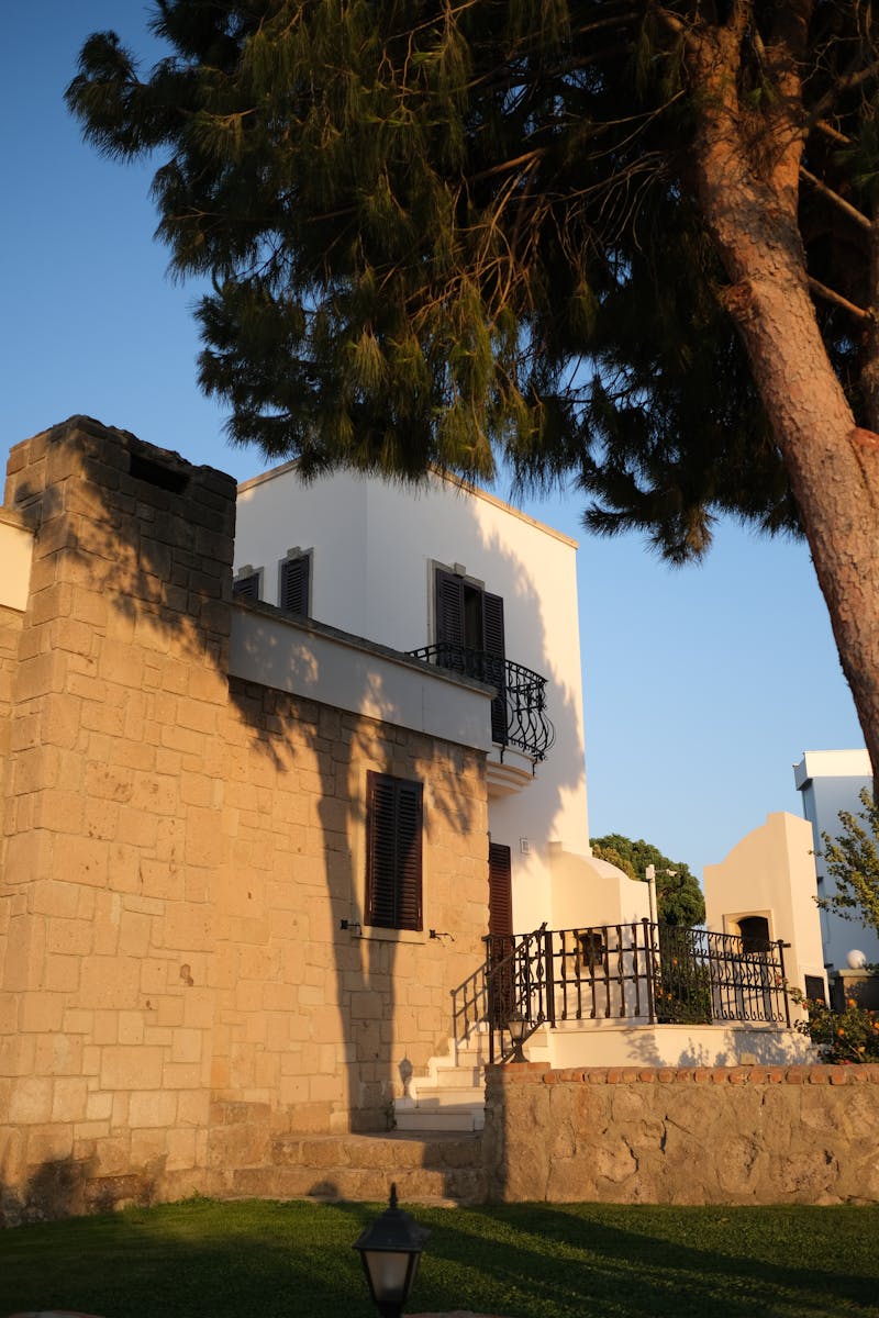 Pine Villa Photos, Download The BEST Free Pine Villa Stock Photos & HD ...