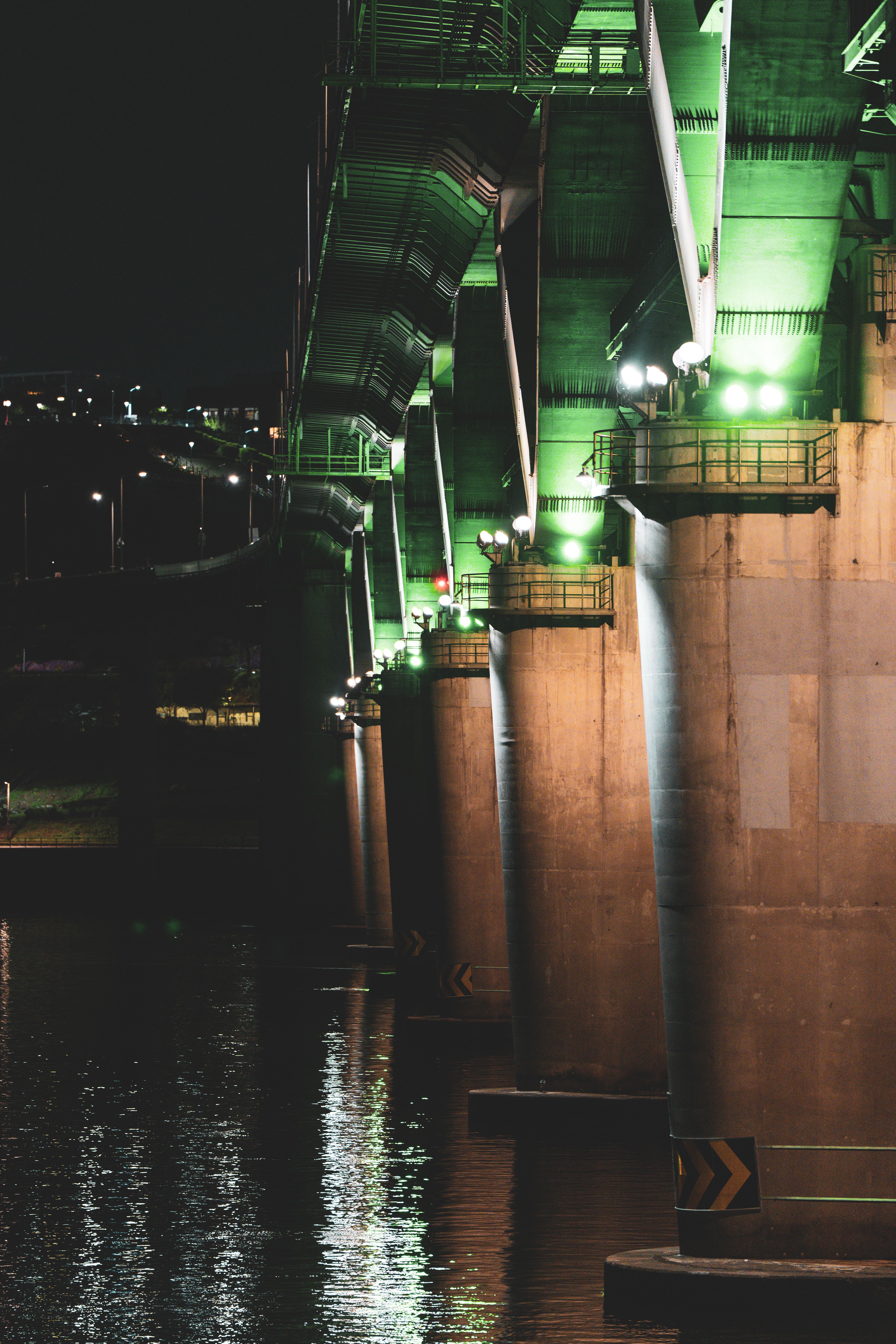 Vibrant Han River Bridge at Night · Free Stock Photo