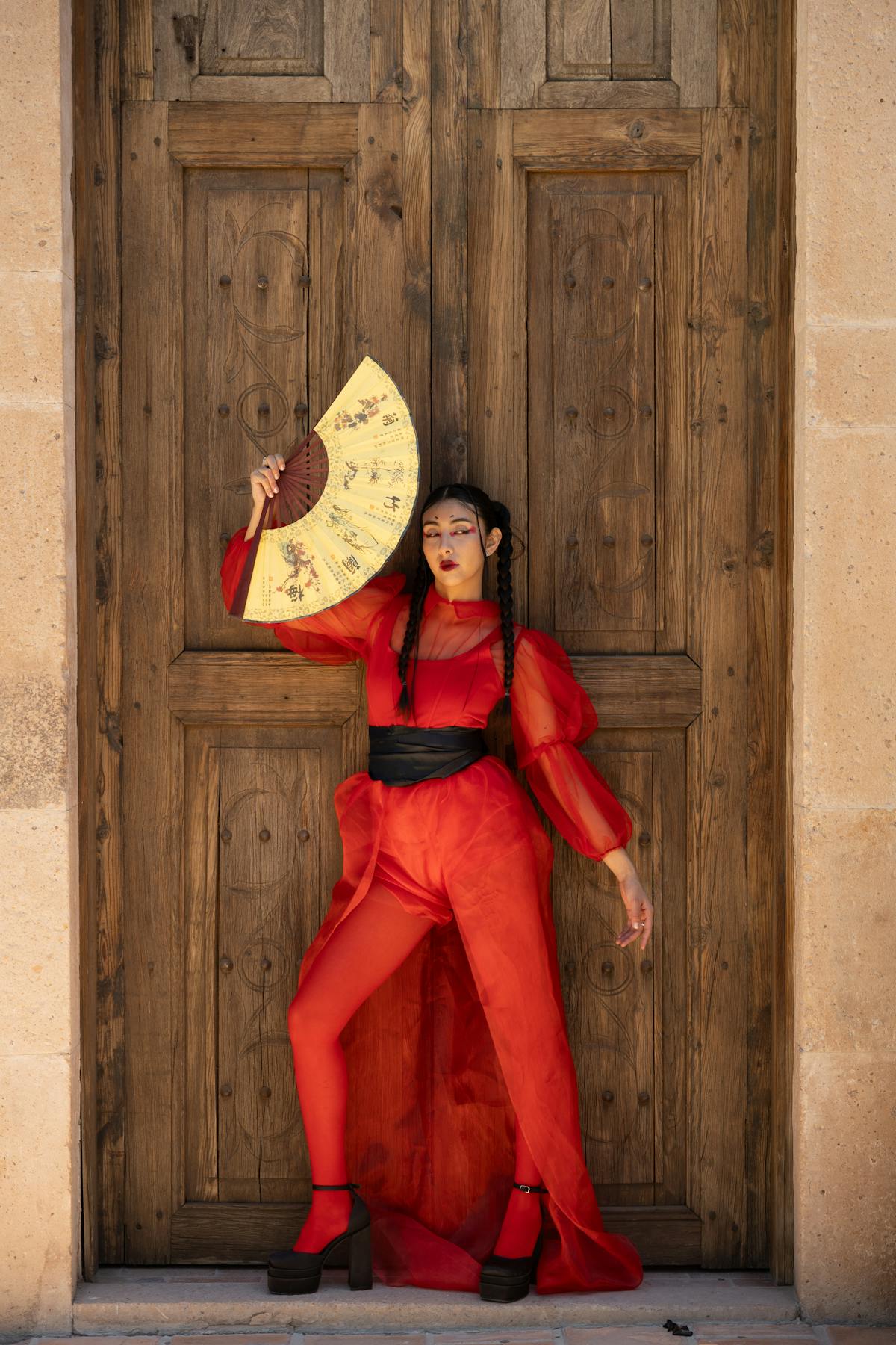 Asian+Leg+Spread Photos, Download The BEST Free Asian+Leg+Spread Stock ...