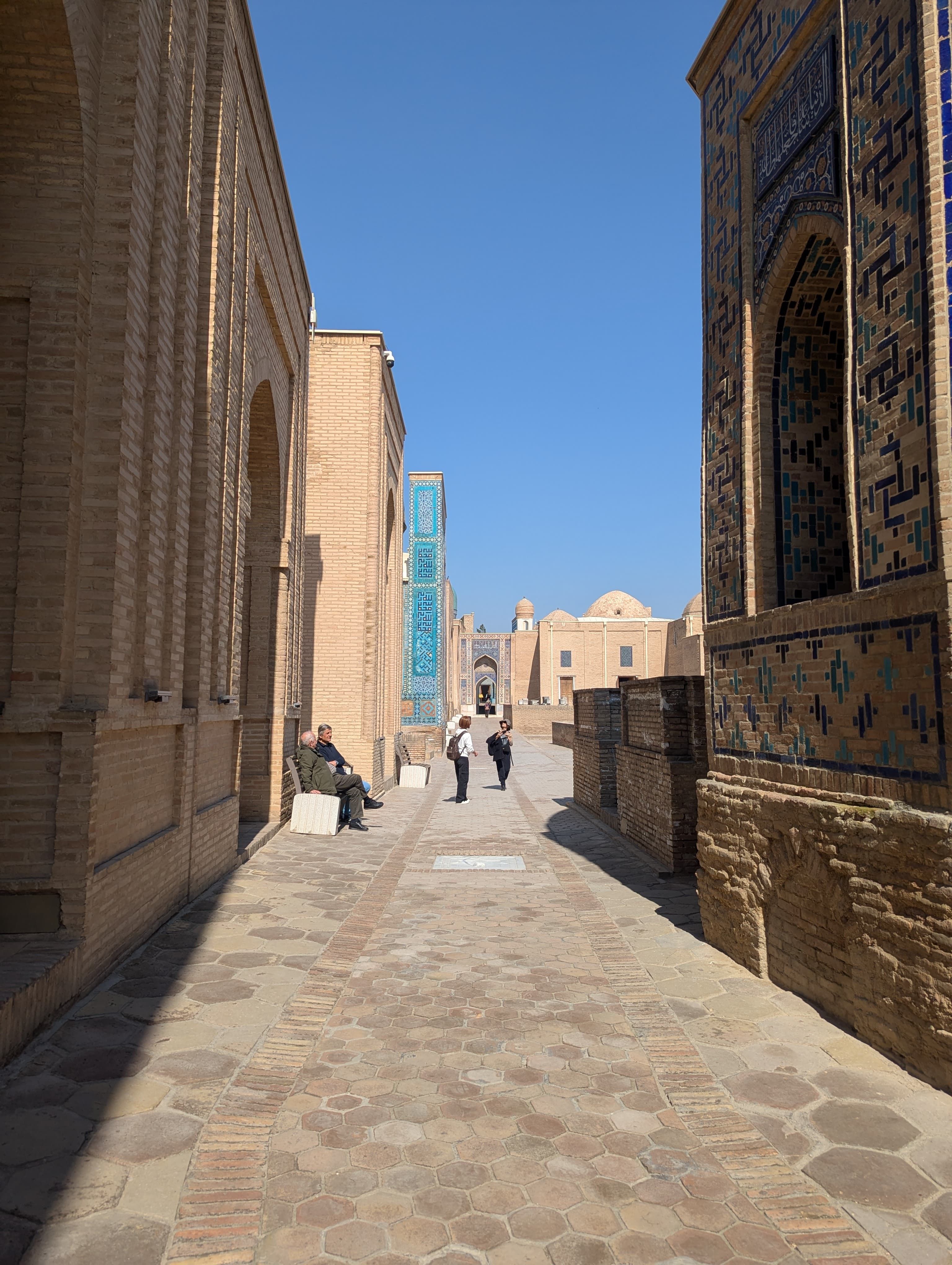 Shah-i-Zinda Mausoleum Complex in Samarkand · Free Stock Photo