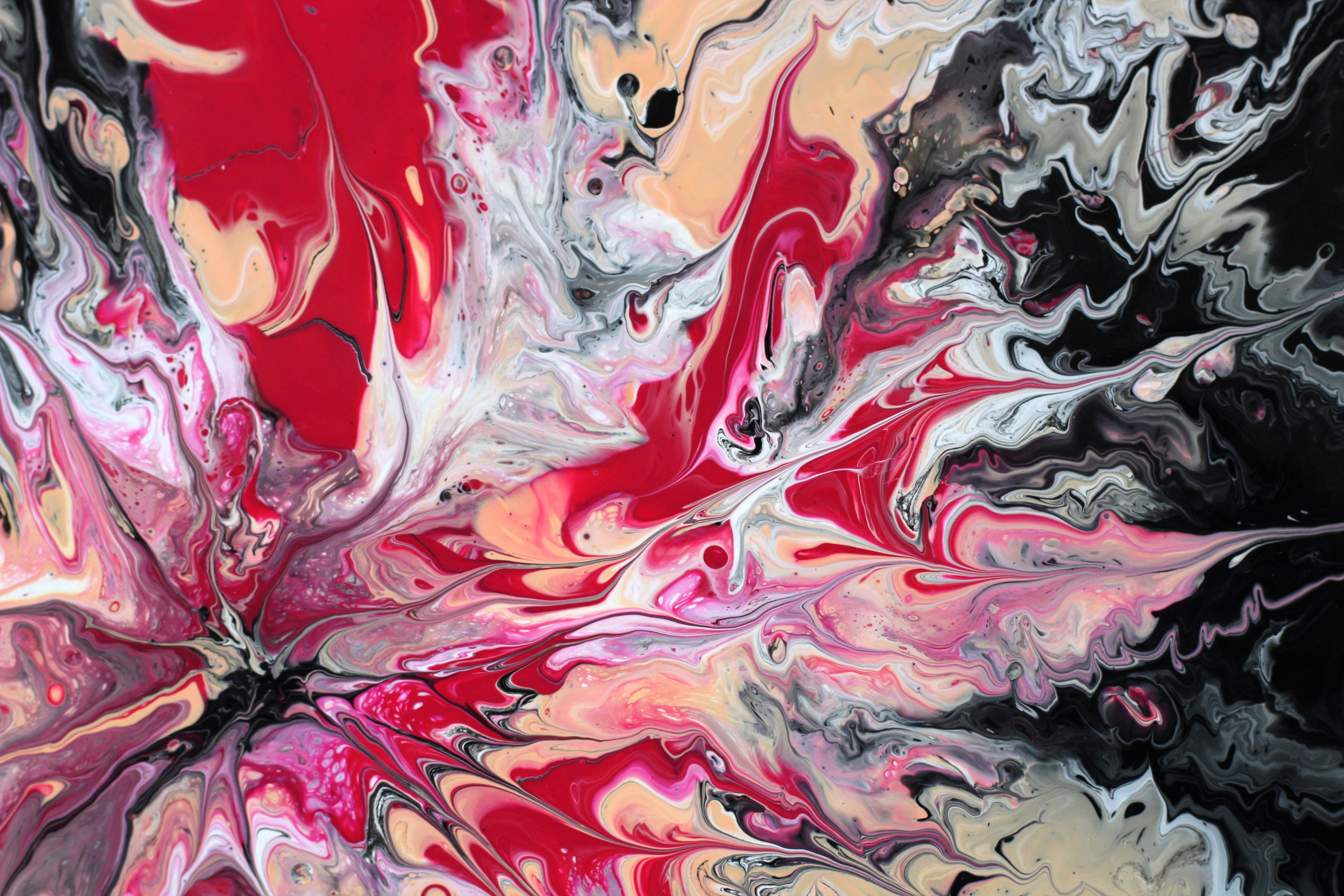 Vibrant Abstract Fluid Art in Red and Black · Free Stock Photo