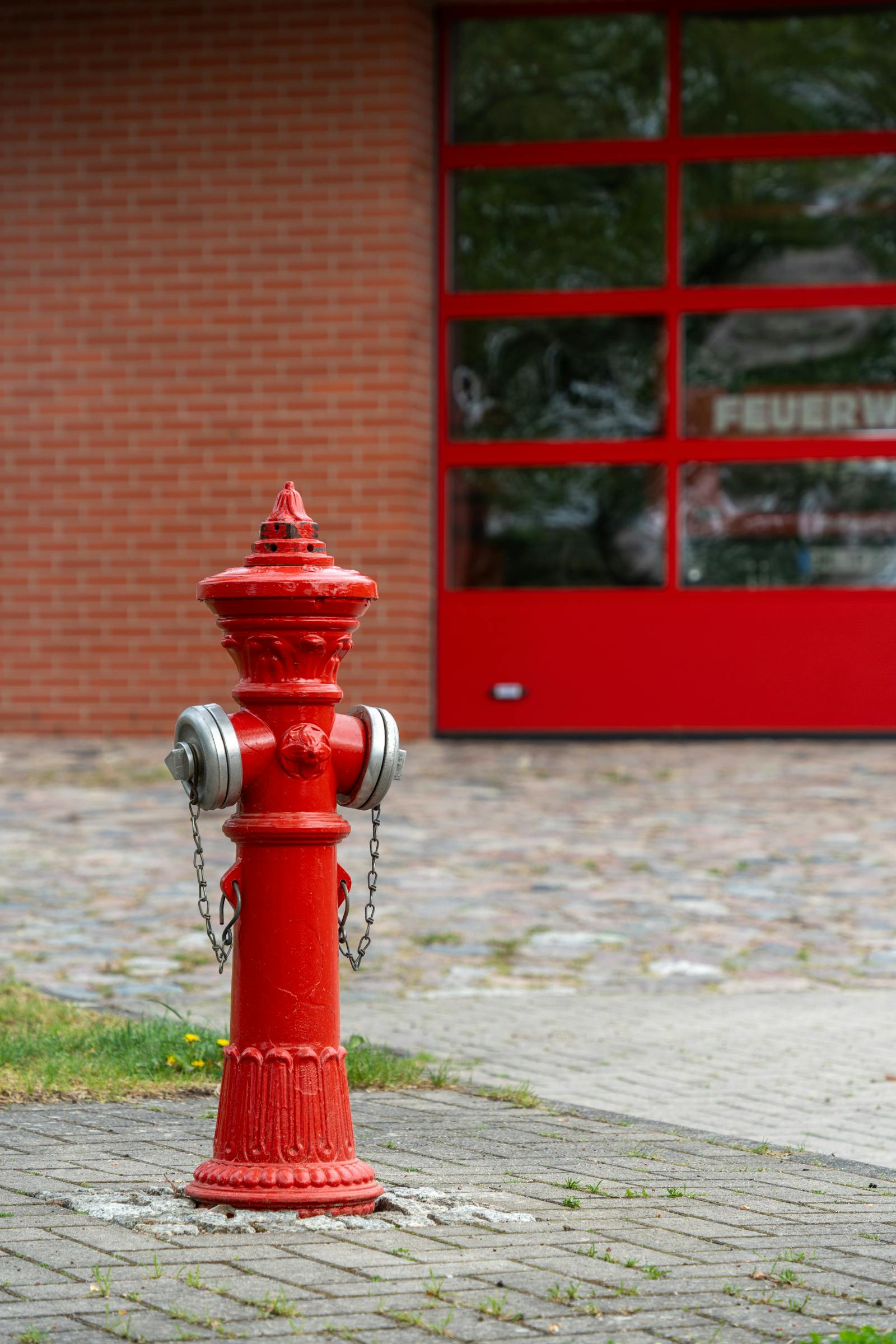Fire Hydrant Photos, Download The BEST Free Fire Hydrant Stock Photos ...