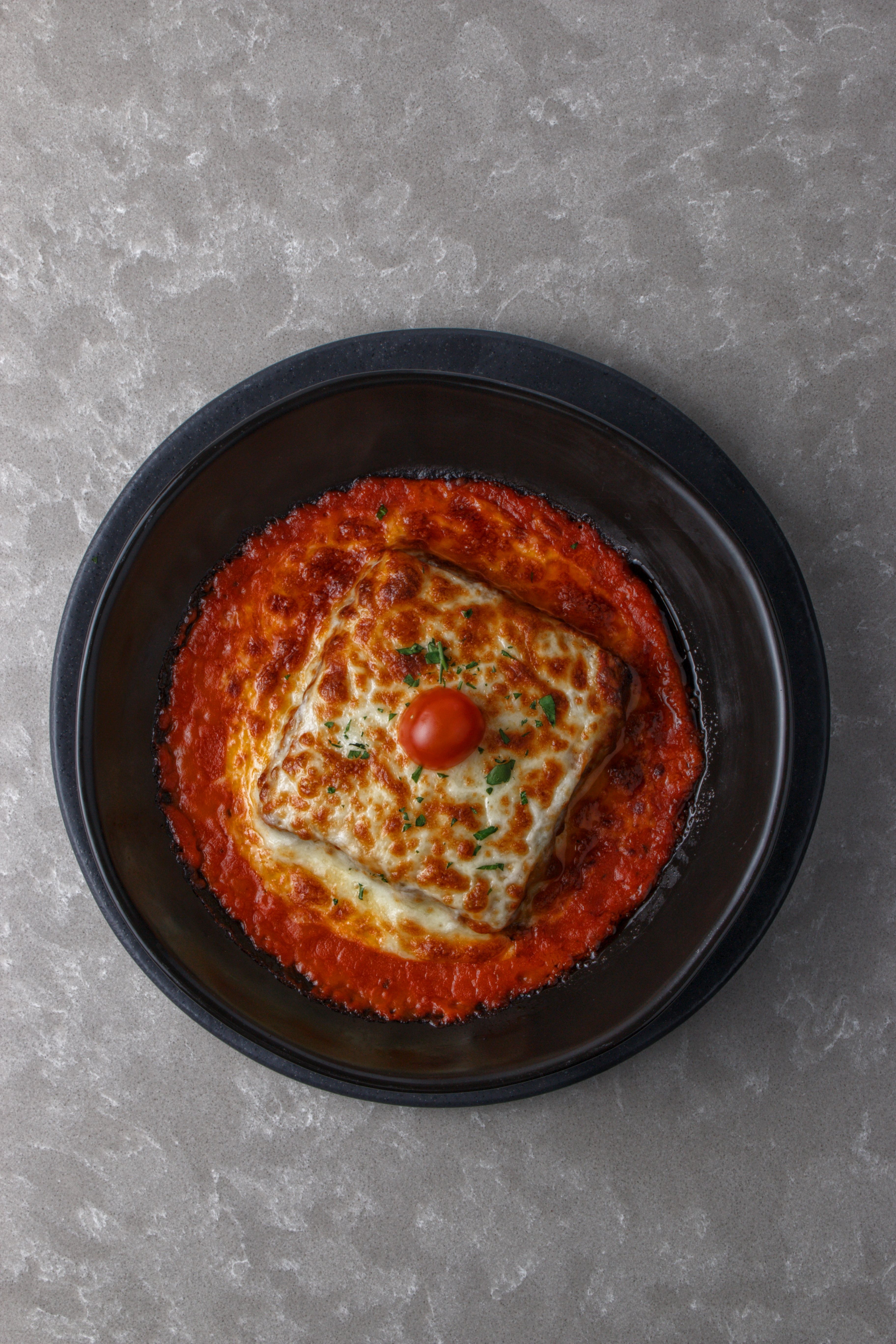 Delicious Italian Lasagna with Rich Tomato Sauce · Free Stock Photo