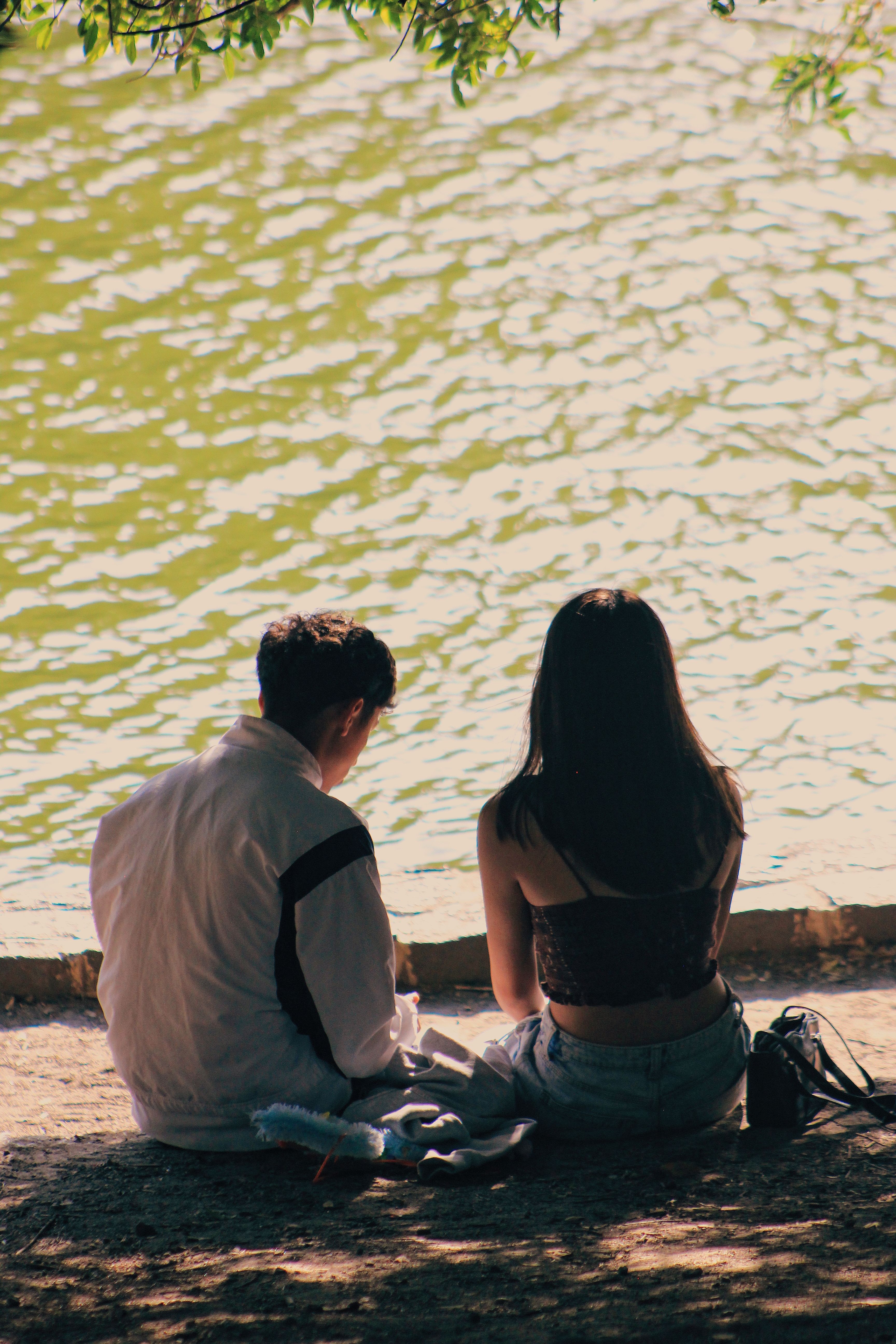 Teens Back Photos, Download The BEST Free Teens Back Stock Photos & HD ...