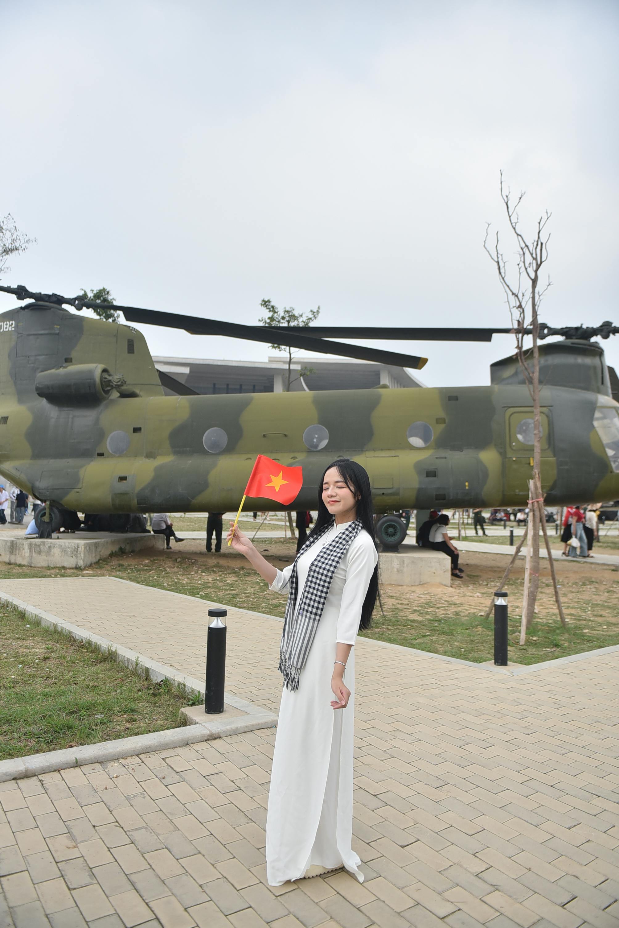 Ladakh Helicopter Photos, Download The BEST Free Ladakh Helicopter ...